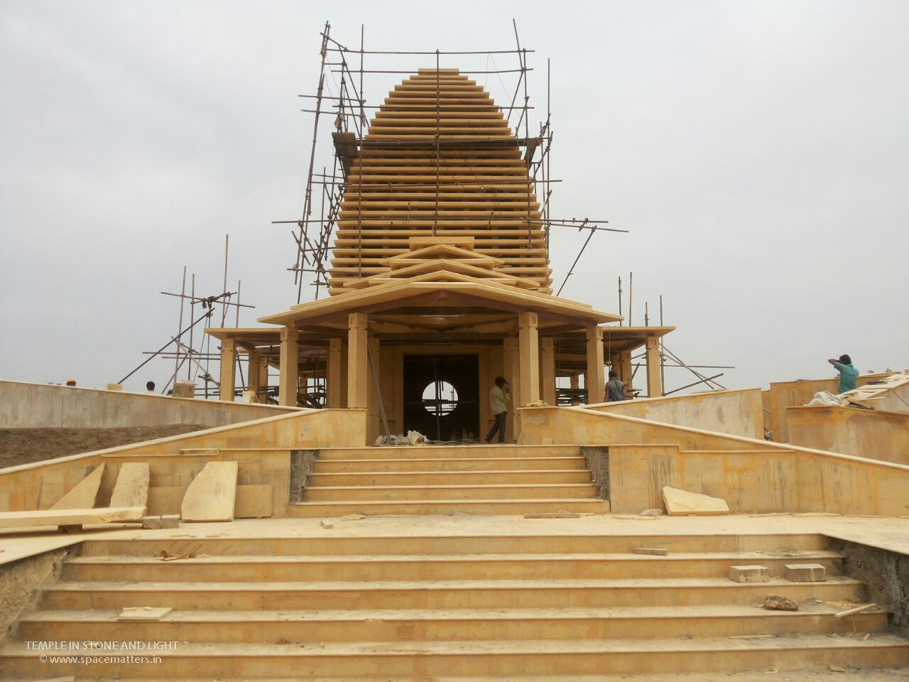 Gallery of Temple in Stone and Light / SpaceMatters - 28