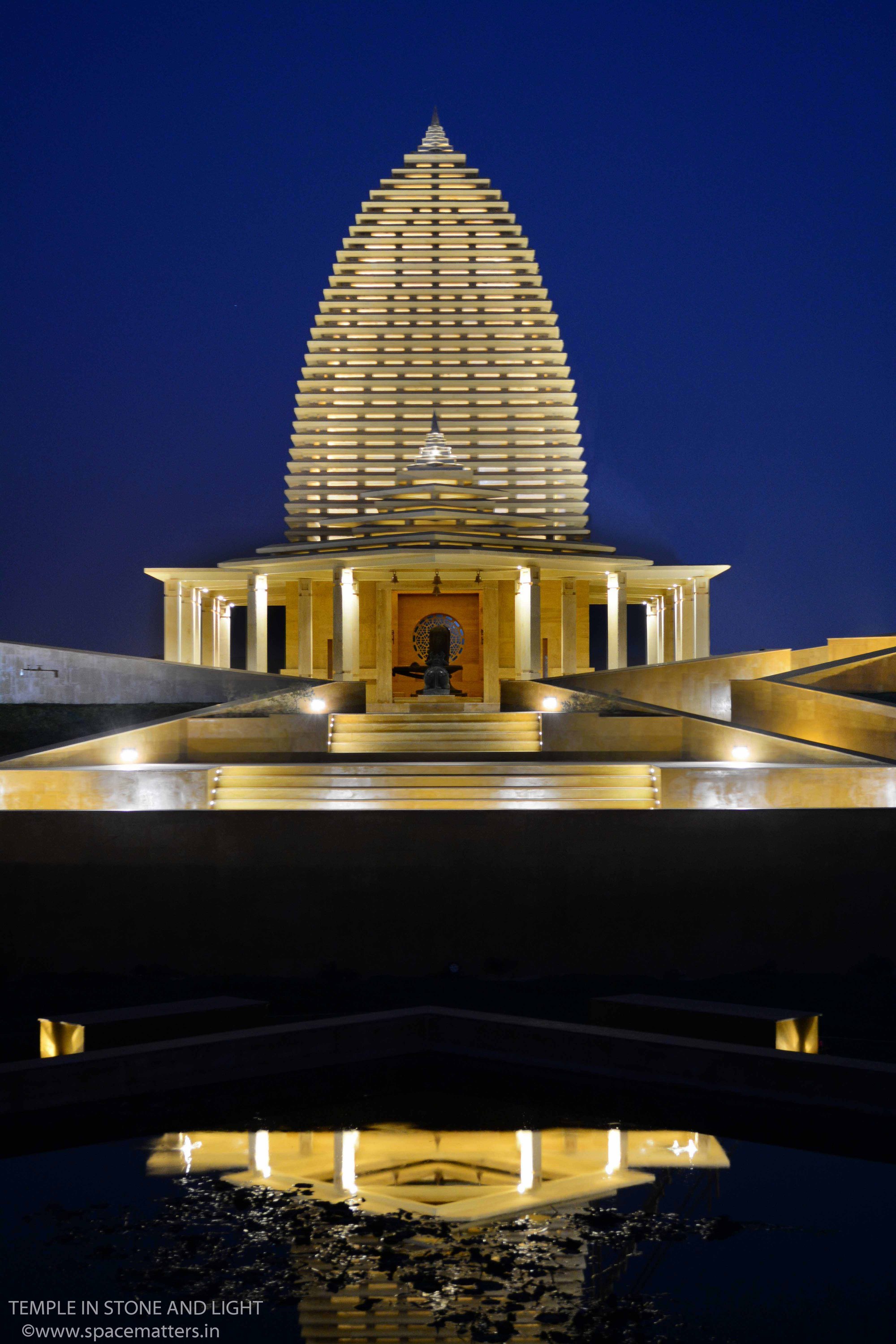 Gallery of Temple in Stone and Light / SpaceMatters - 24