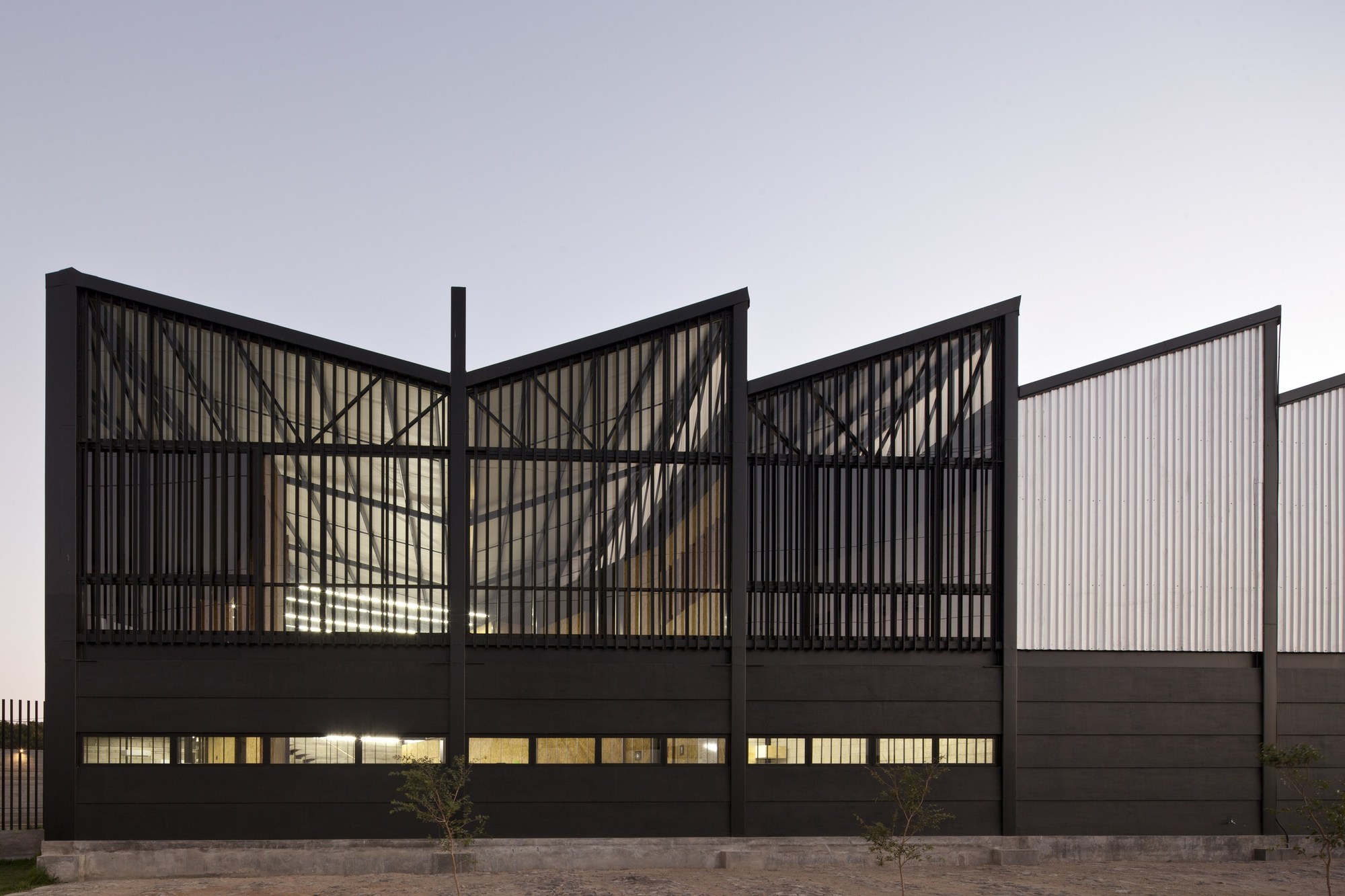 Gallery of Levering Trade / ATELIER ARS - 15