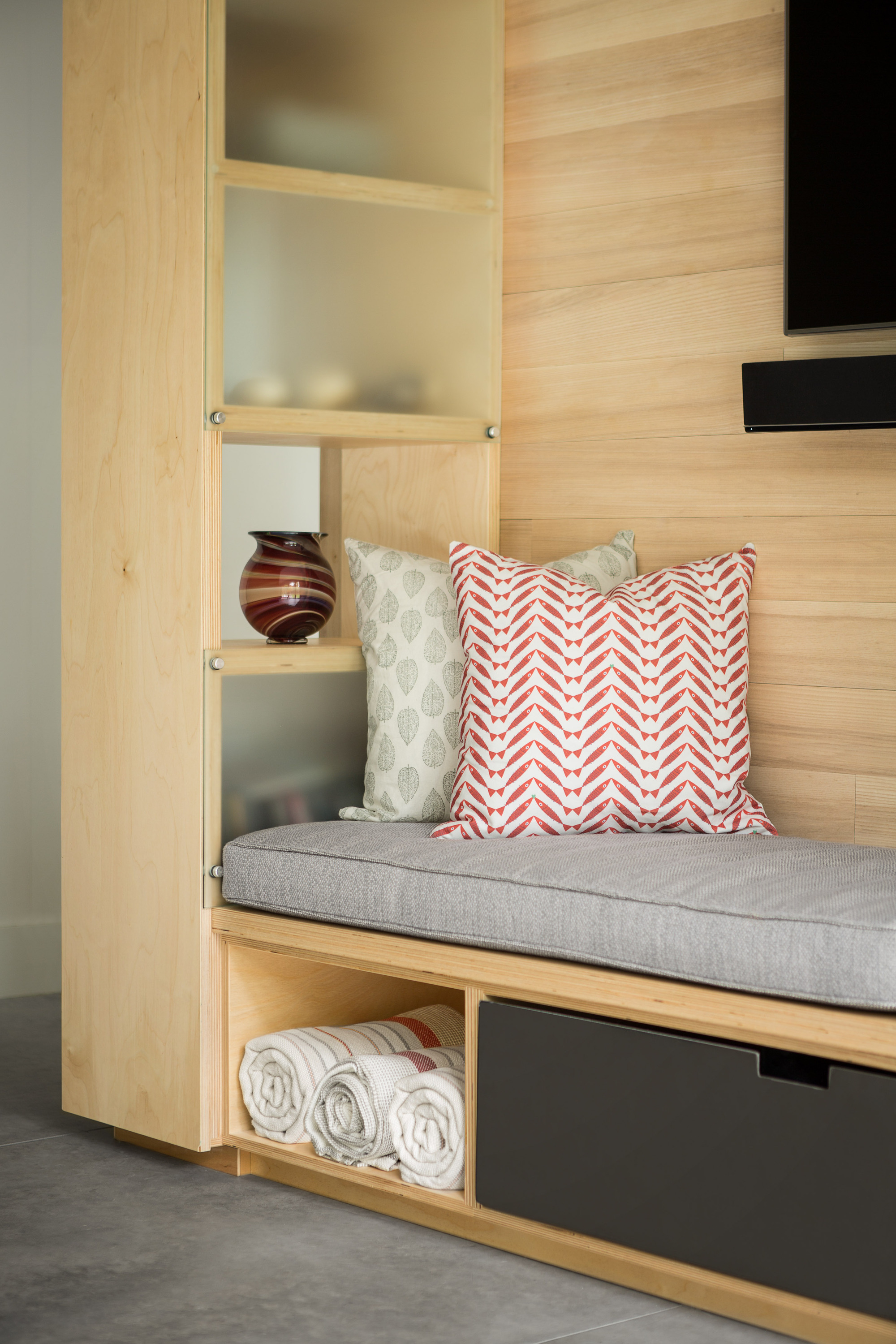 Gallery of Cousins River Residence / GO Logic - 8