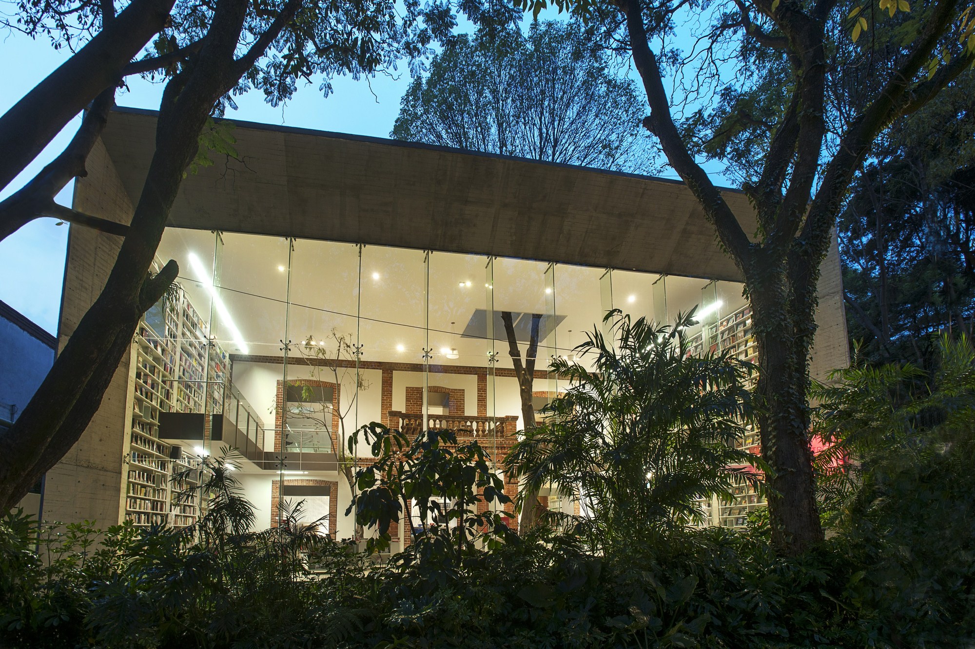 Galería de Centro Cultural Elena Garro / Fernanda Canales ...