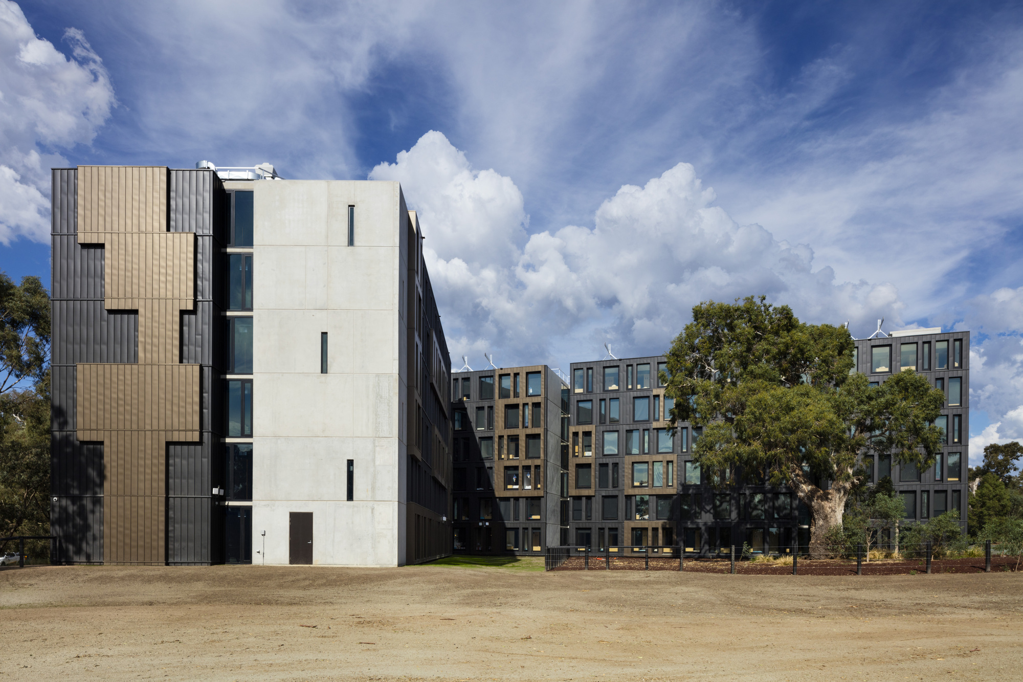 Gallery of RMIT Bundoora West Student Accommodation / RMA - 2