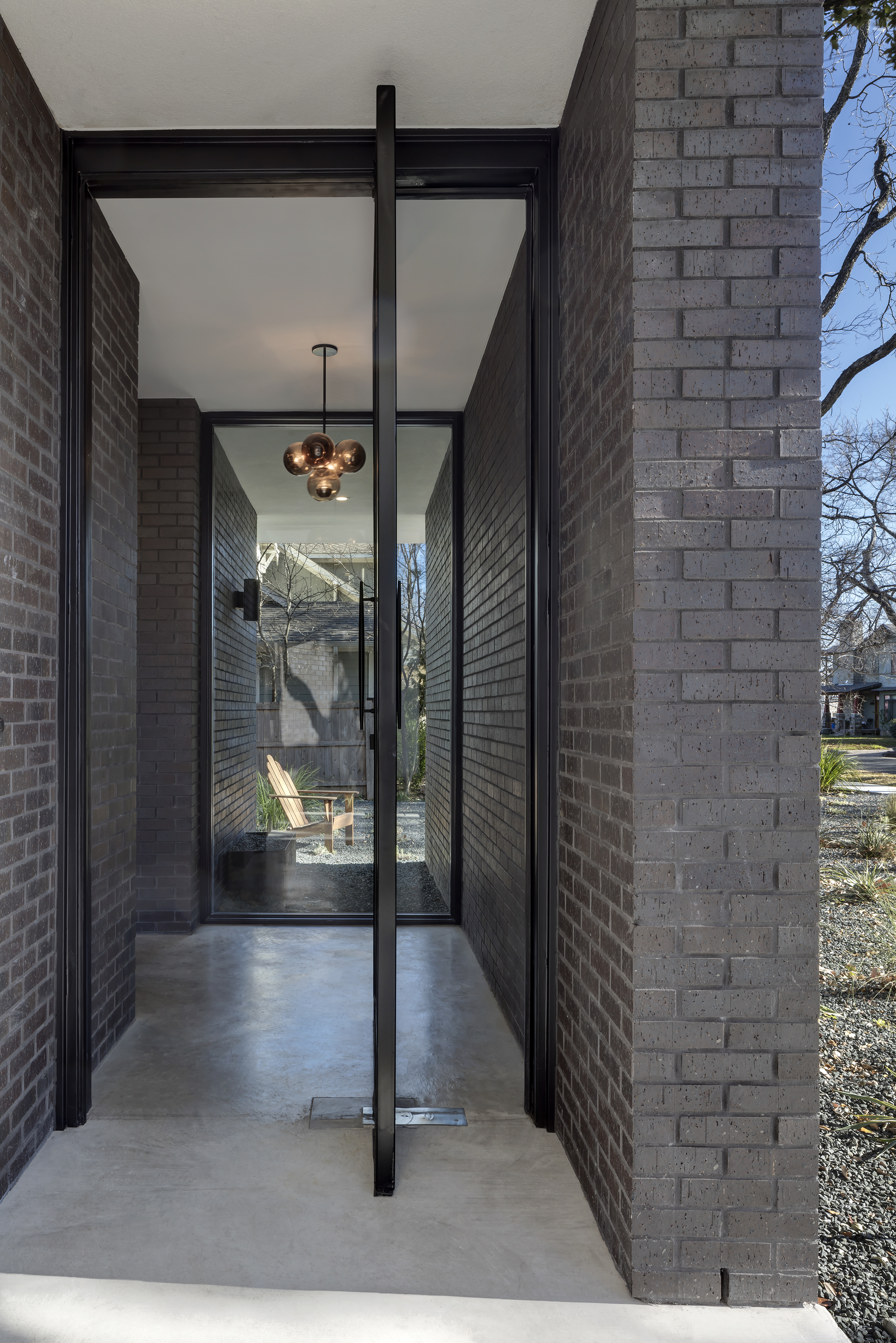 Gallery of Main Stay House / Matt Fajkus Architecture - 18