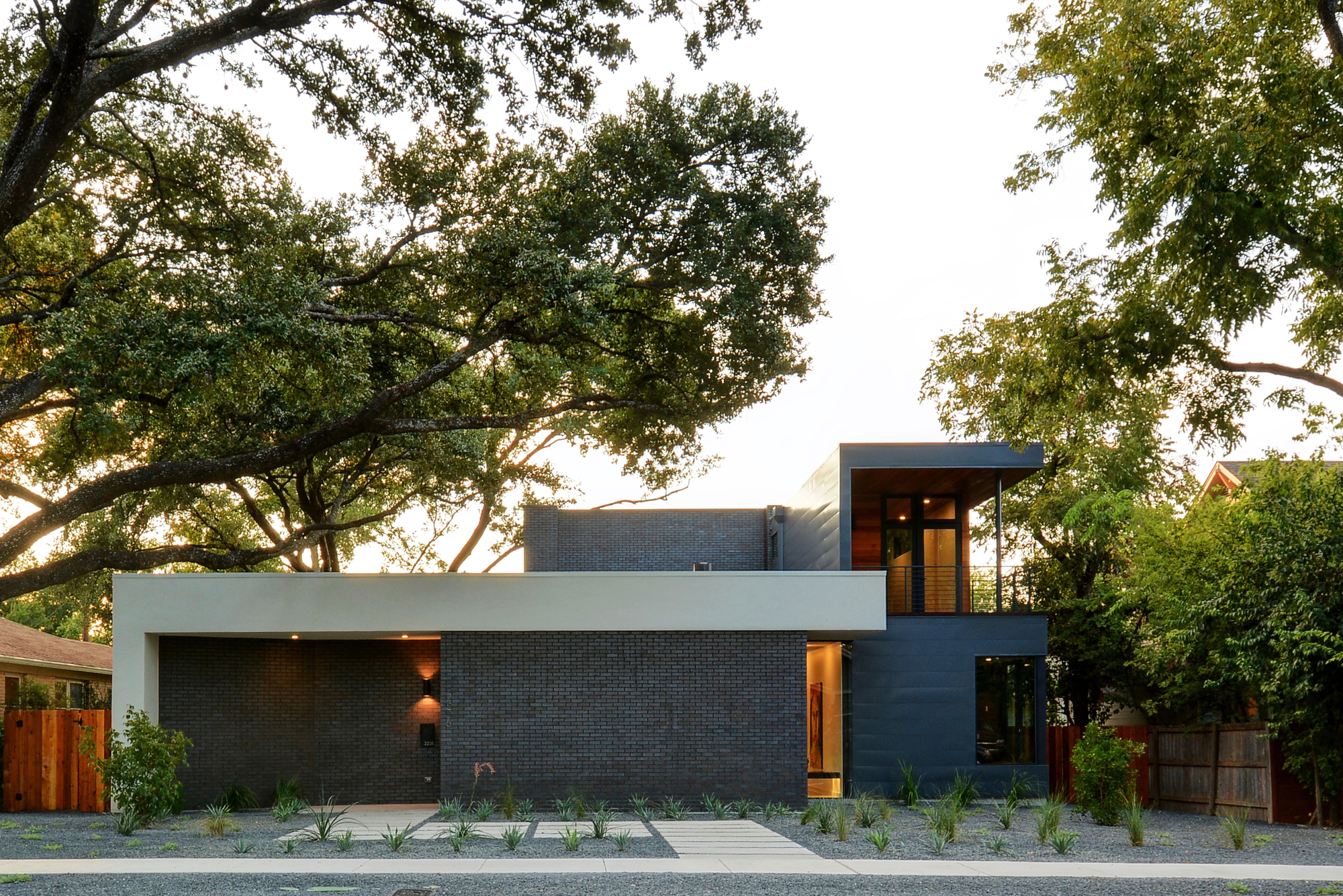Gallery of Main Stay House / Matt Fajkus Architecture - 3