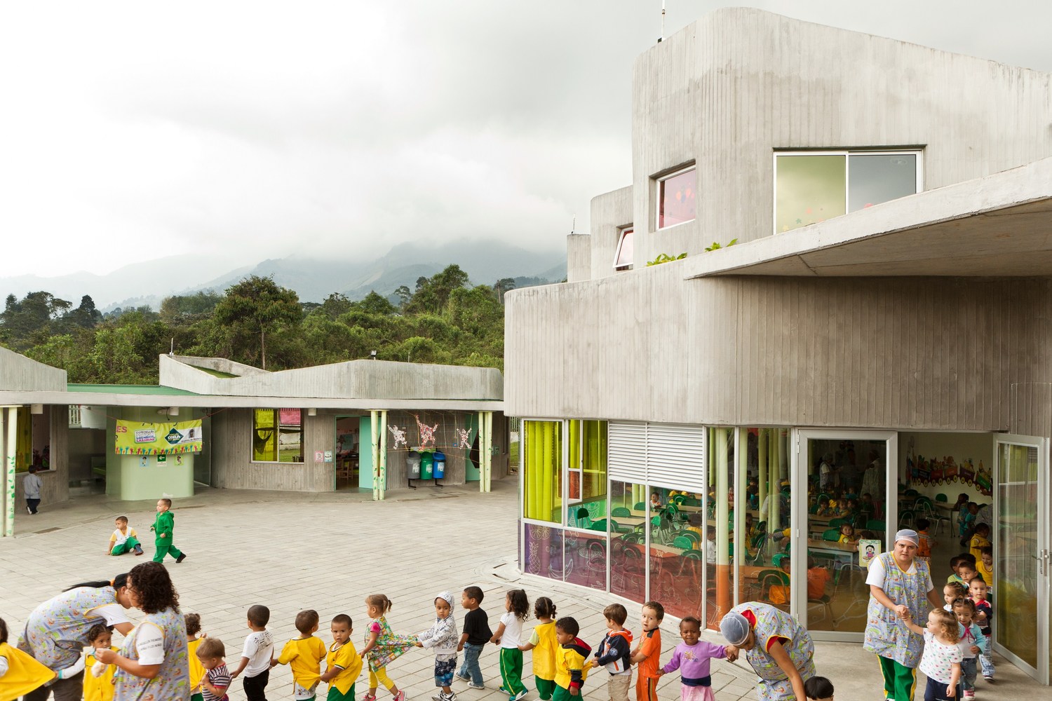 Galería de Jardín Infantil San Antonio de Prado / Ctrl G + Plan:b arquitectos - 17