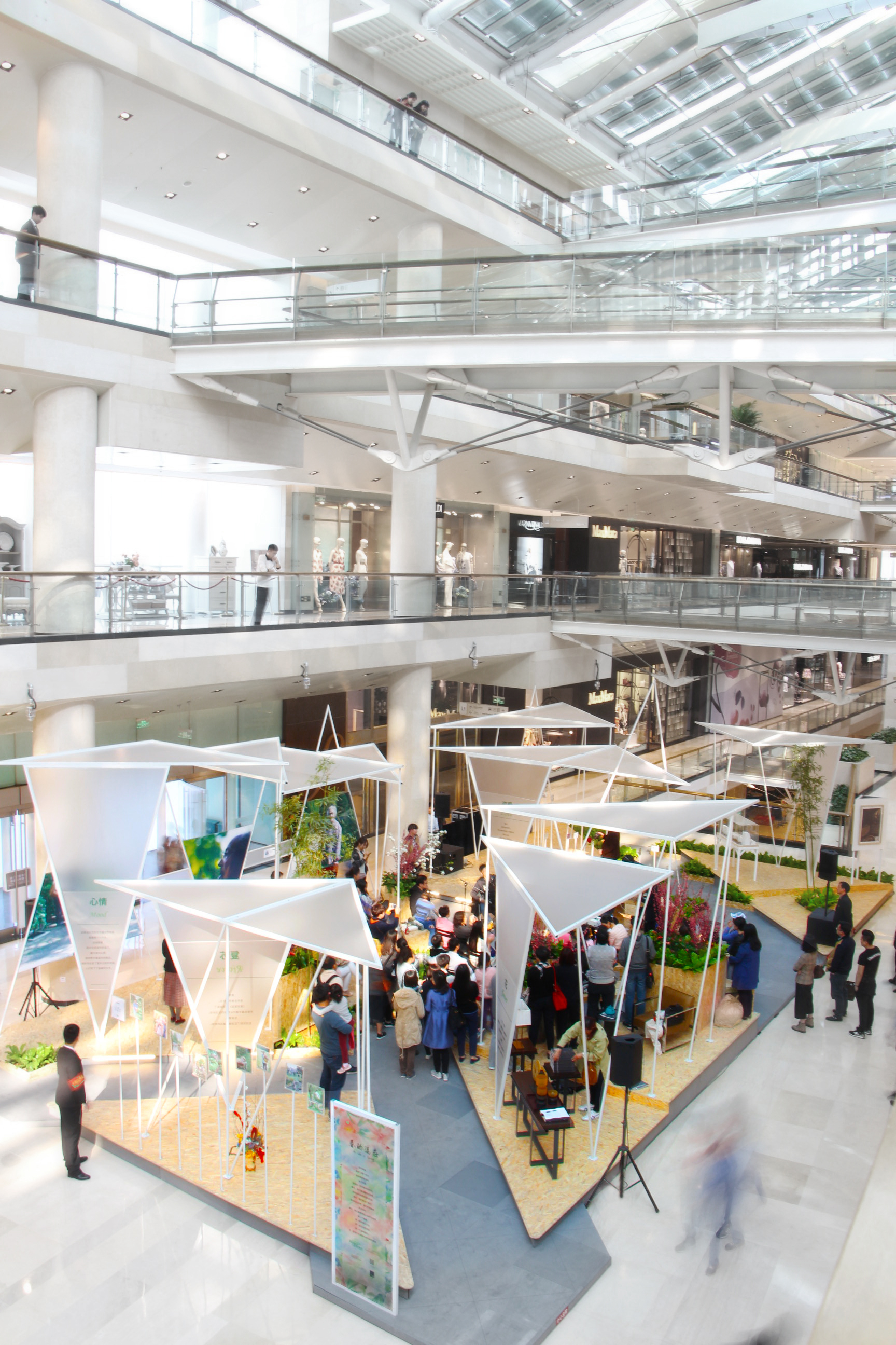 Pabellón de Primavera / Latitude | ArchDaily en Español