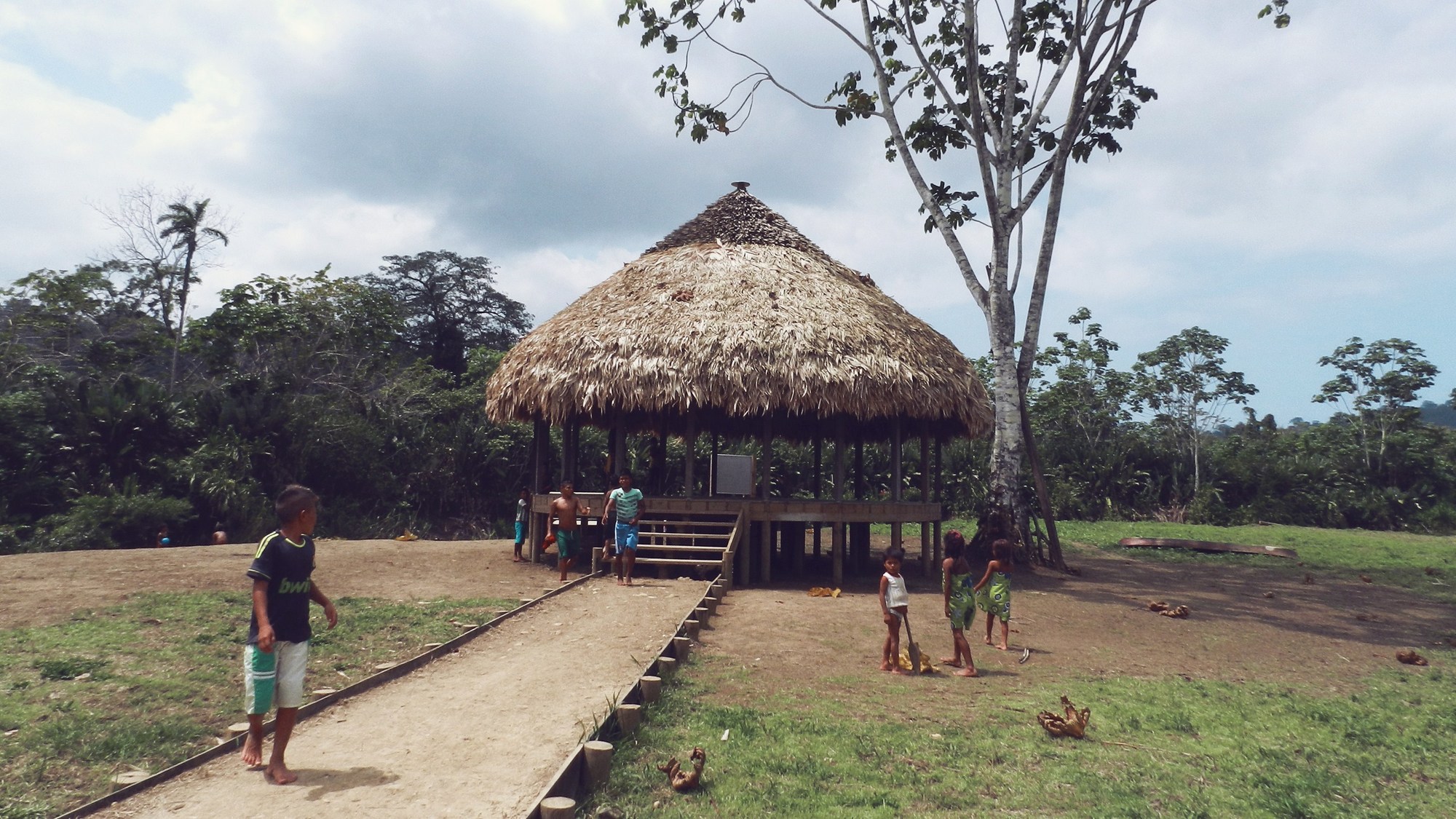 Gallery of Kipará Té Embera Tourist Etno-village / Juan Pablo Dorado ...