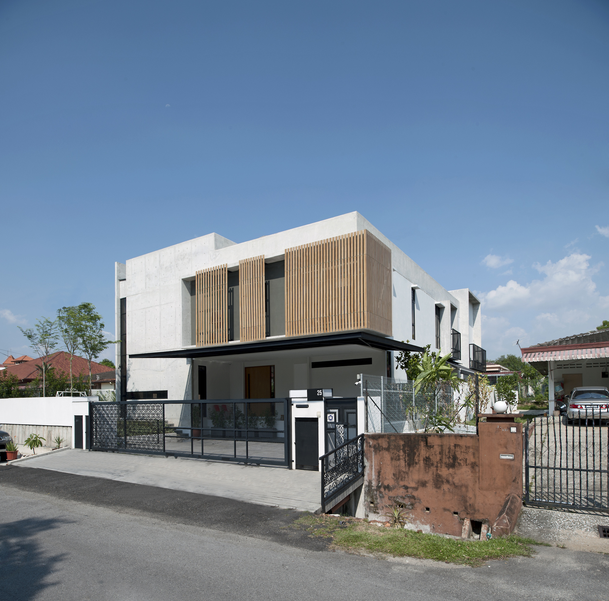 Gallery of SS3 House / Seshan Design - 32