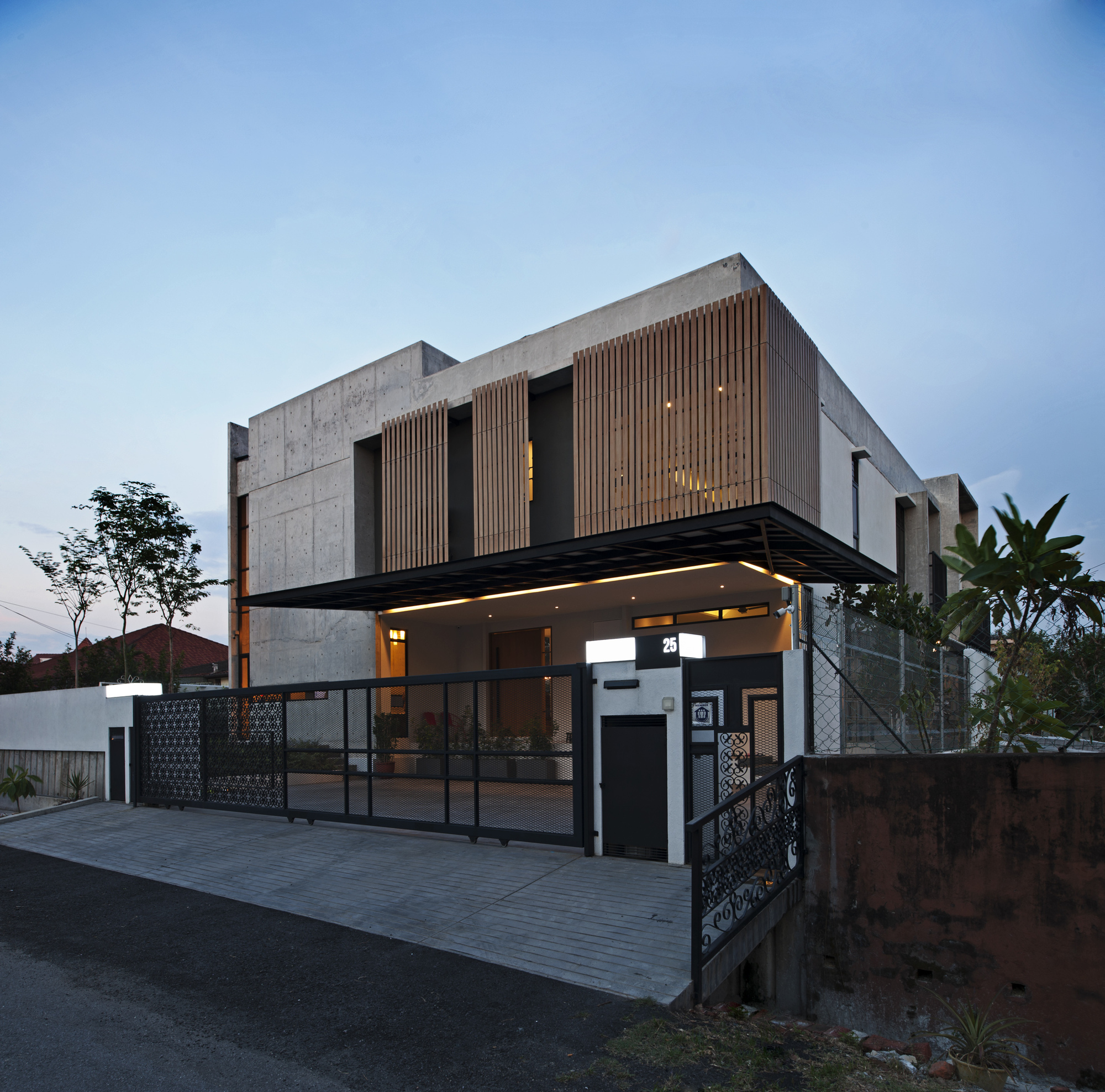 Gallery of SS3 House / Seshan Design - 31