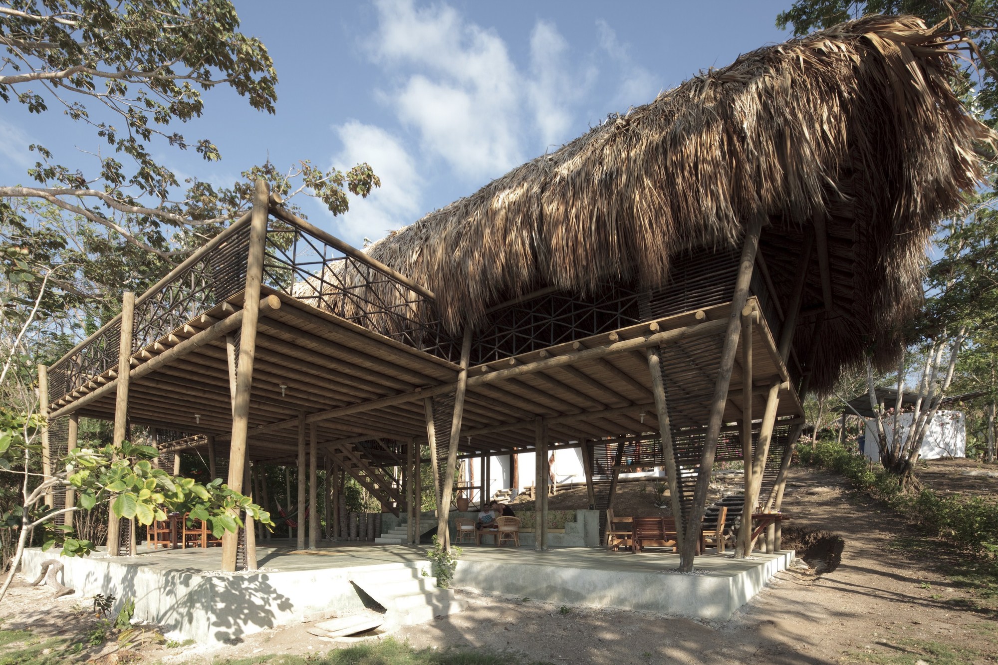 Casa en Río Cedro / Plan:b arquitectos | ArchDaily México