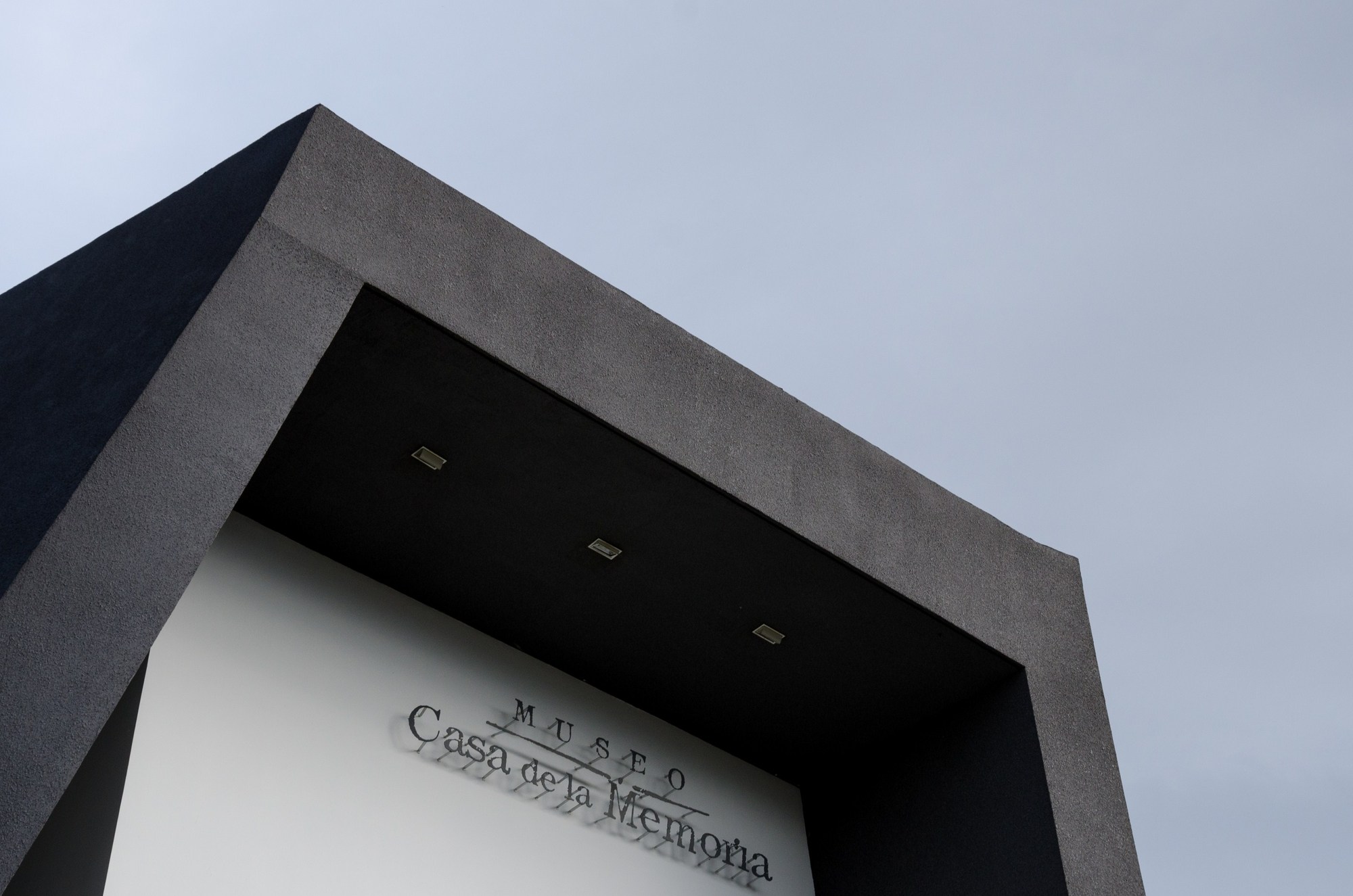 Gallery of Casa de la Memoria Museum / Juan David Botero - 26