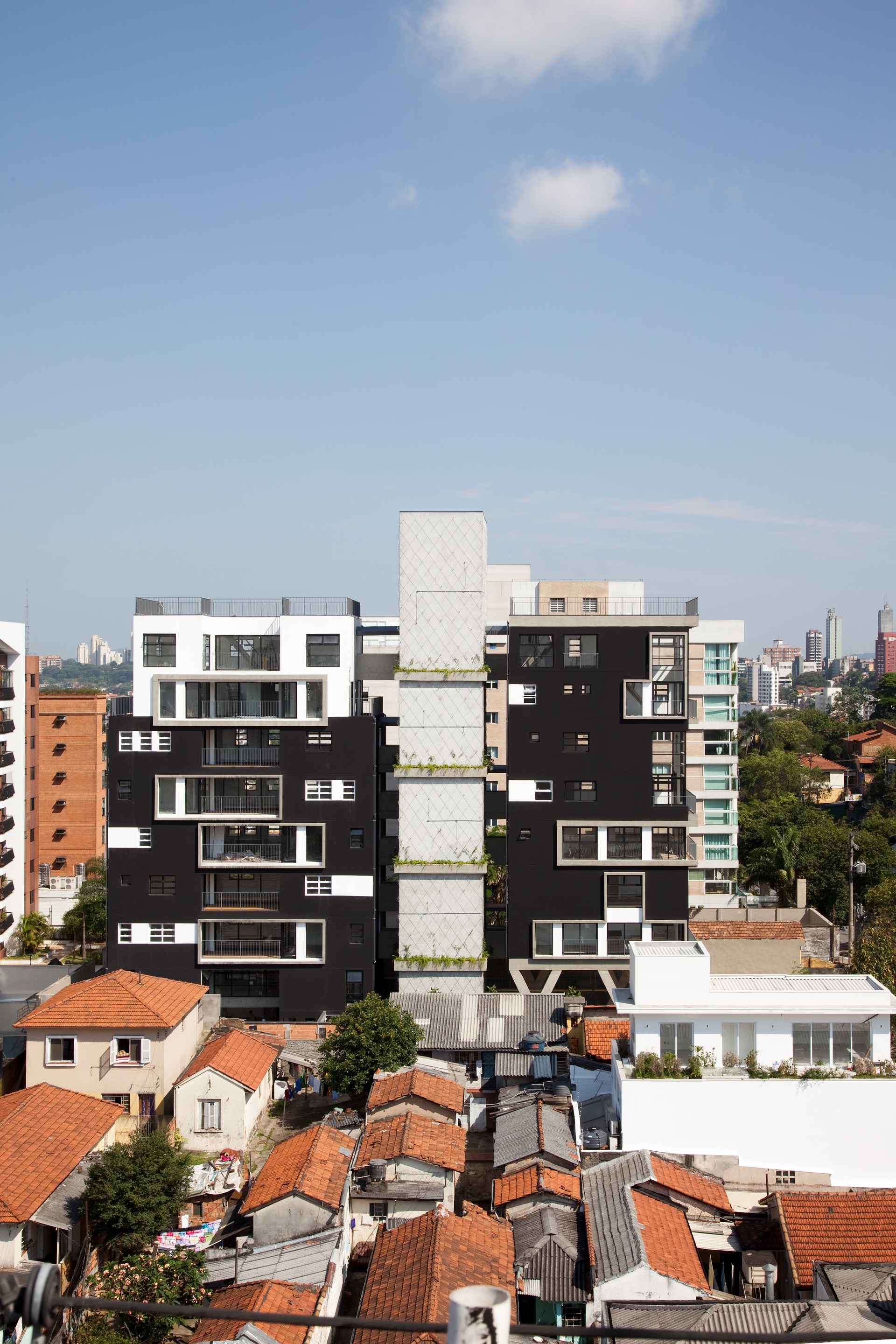 Galeria de Fidalga 727 / TRIPTYQUE - 24