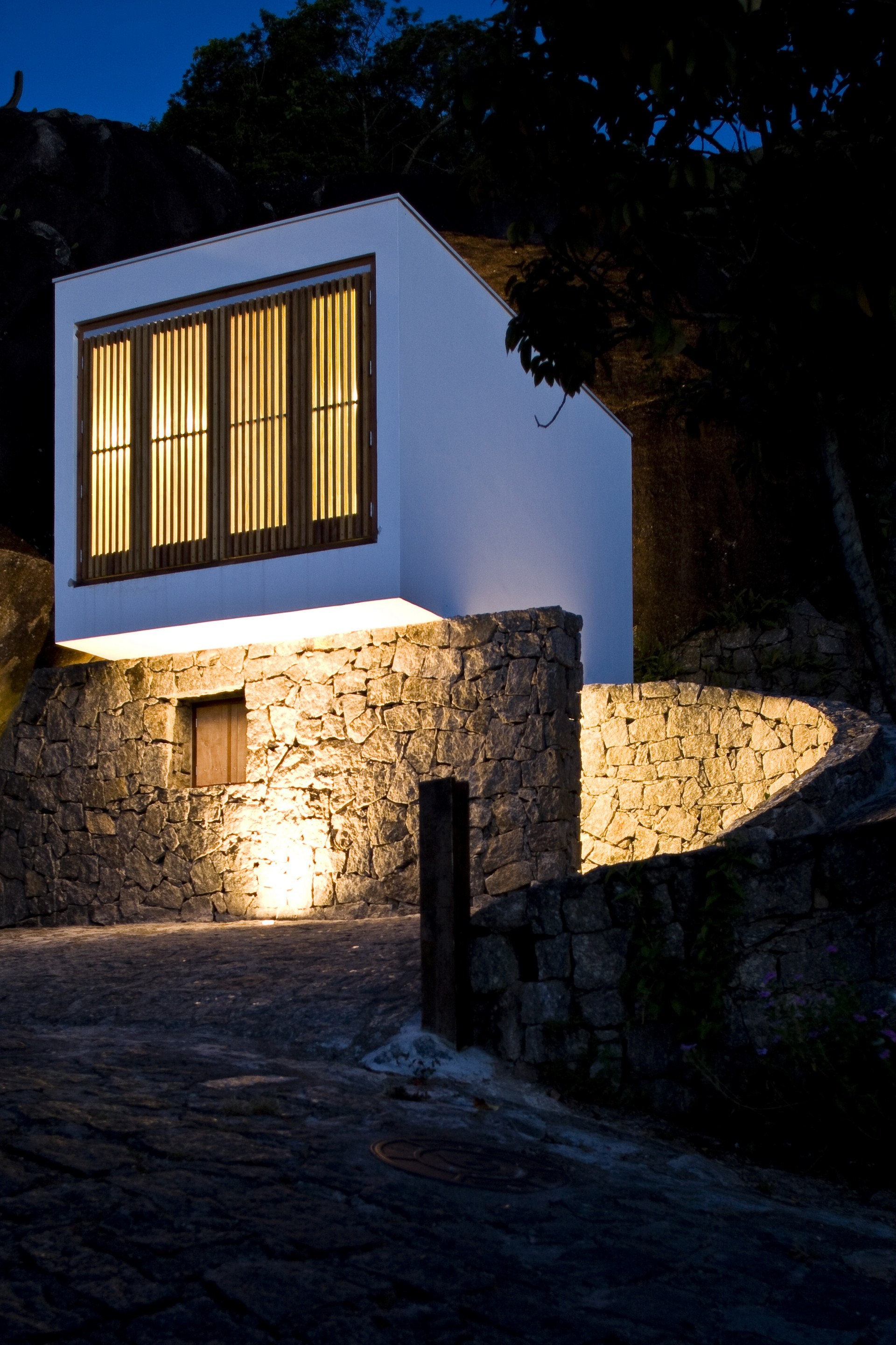 Galeria de Casa Box / Alan Chu & Cristiano Kato - 4