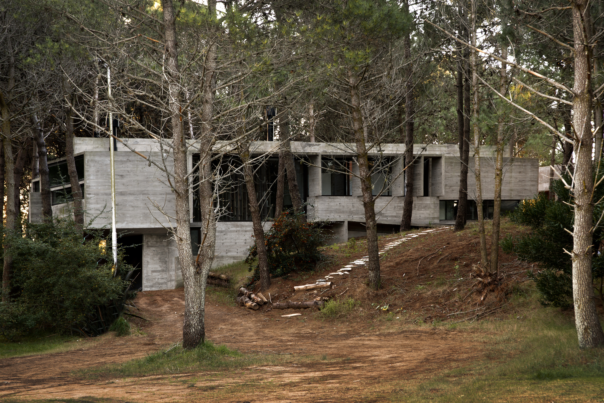 Gallery of Valeria House / BAK Arquitectos - 10