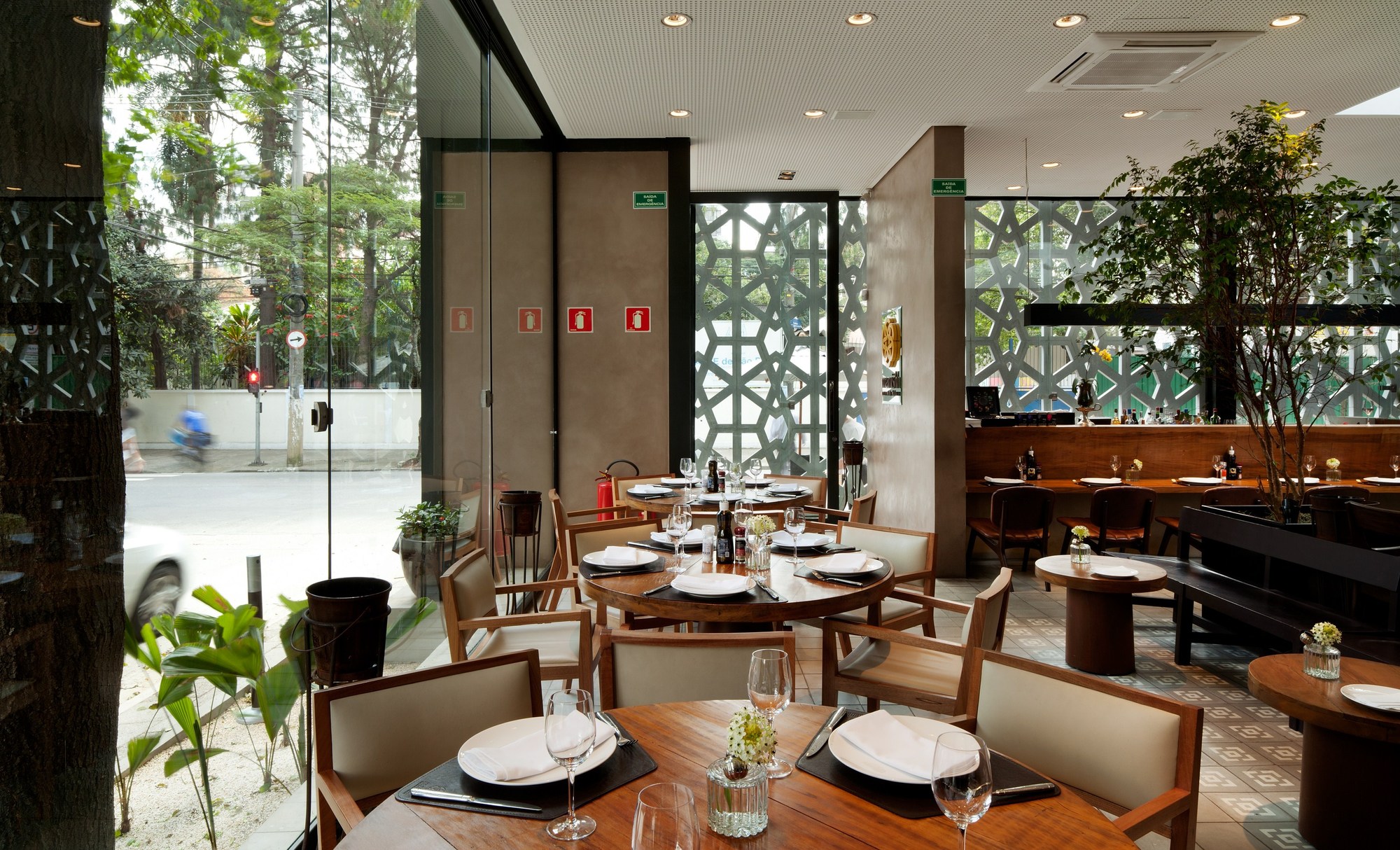 Gallery of Manish Restaurant / ODVO arquitetura e urbanismo + Mínima - 19