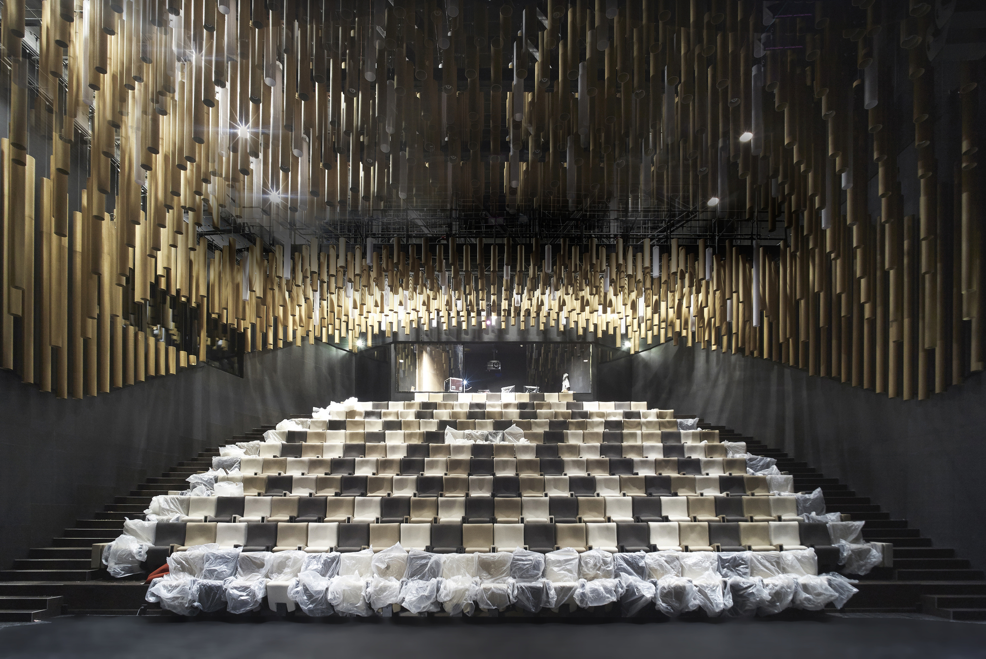 Gallery of Cité du Vin / XTU Architects - 4