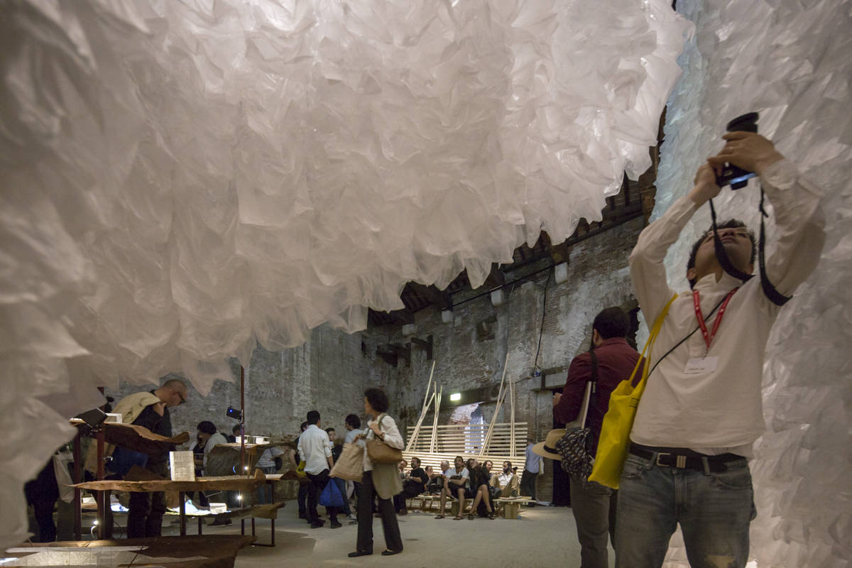 Gallery of Against The Tide: Inside Chile's Pavilion at the 2016 Venice ...