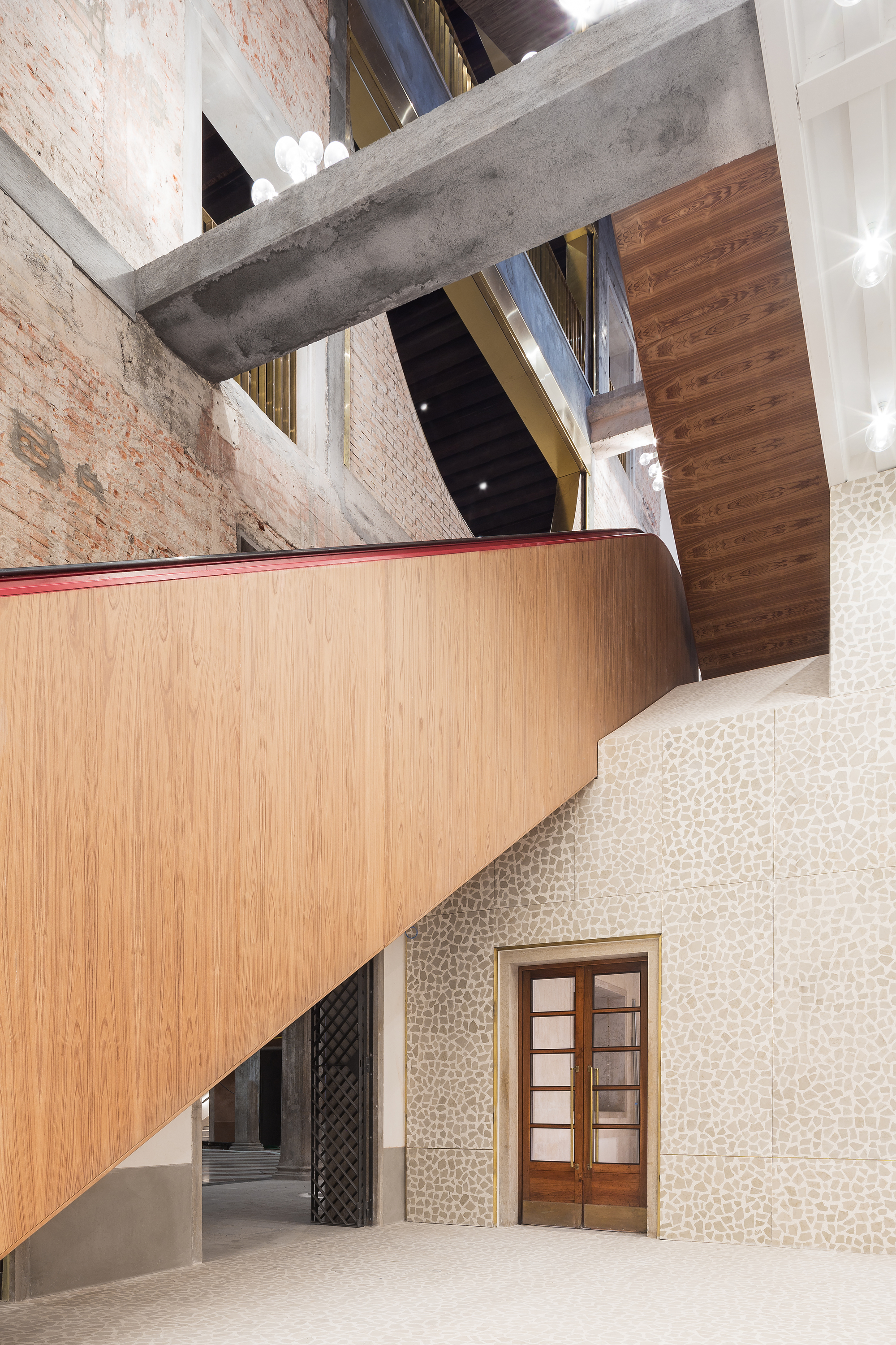 Gallery of OMA's Fondaco dei Tedeschi Department Store is Revealed in ...