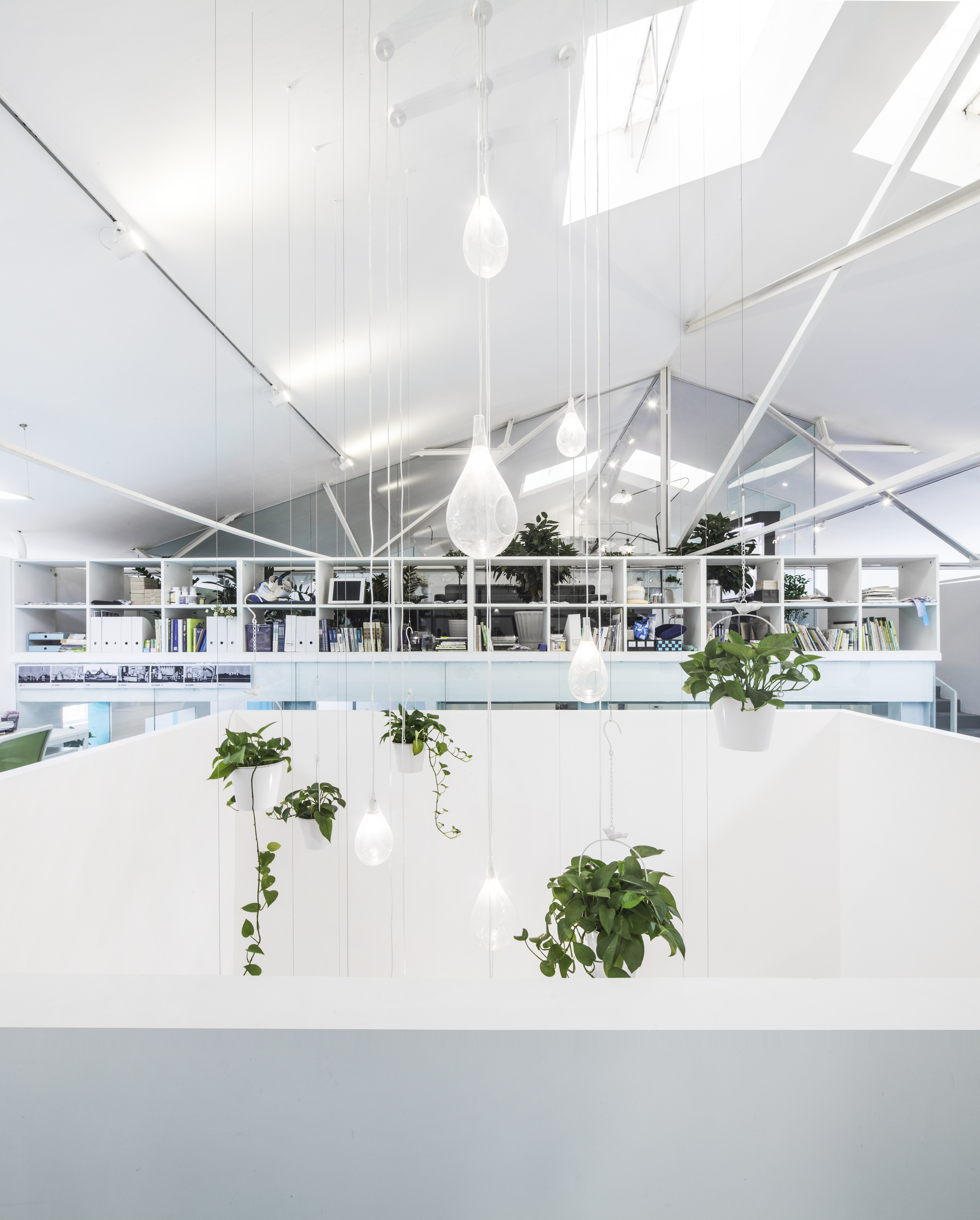 Gallery of Beaver Workshop Office Space / MAT Office - 12