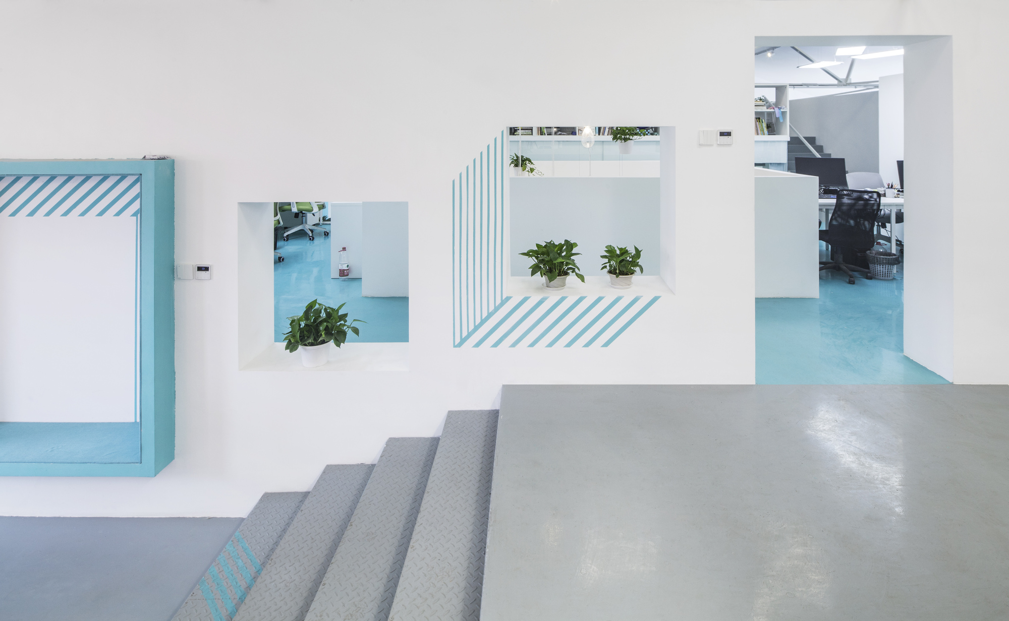 Gallery of Beaver Workshop Office Space / MAT Office - 17