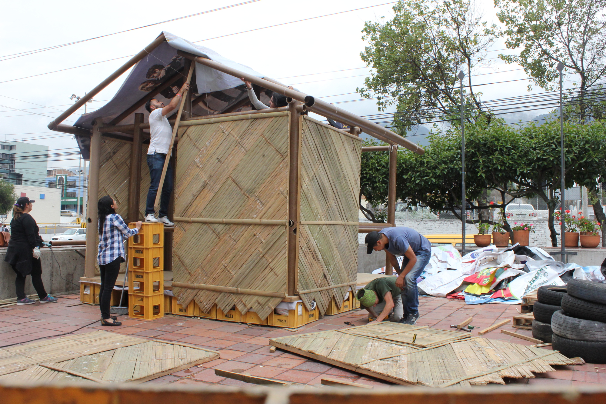 Galería de Terremoto en Ecuador: se levanta el primer refugio temporal ...