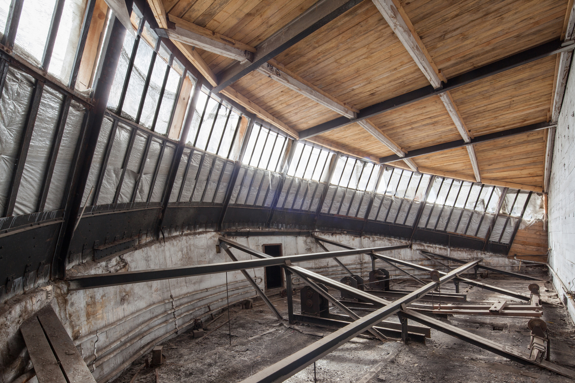 Gallery of Melnikov and Moscow Workers’ Clubs: Translating Soviet ...