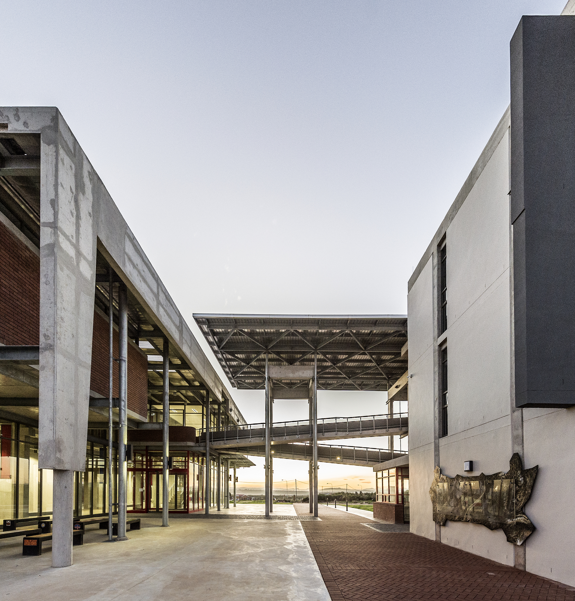 Gallery of NMMU B Ed Foundation Phase Building / The Matrix...cc Urban ...