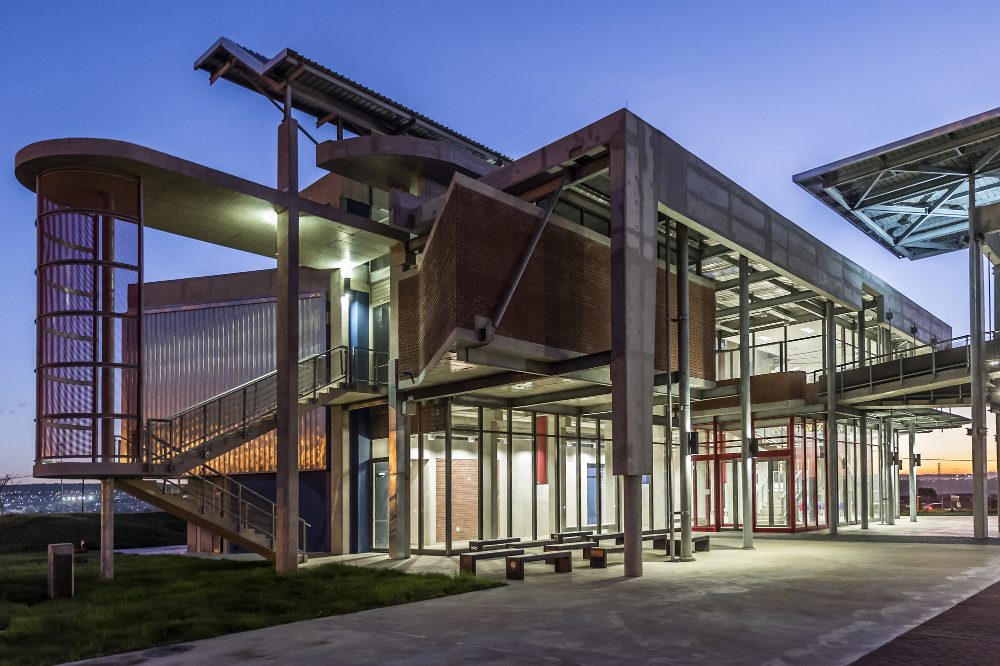 Gallery of NMMU B Ed Foundation Phase Building / The Matrix...cc Urban ...