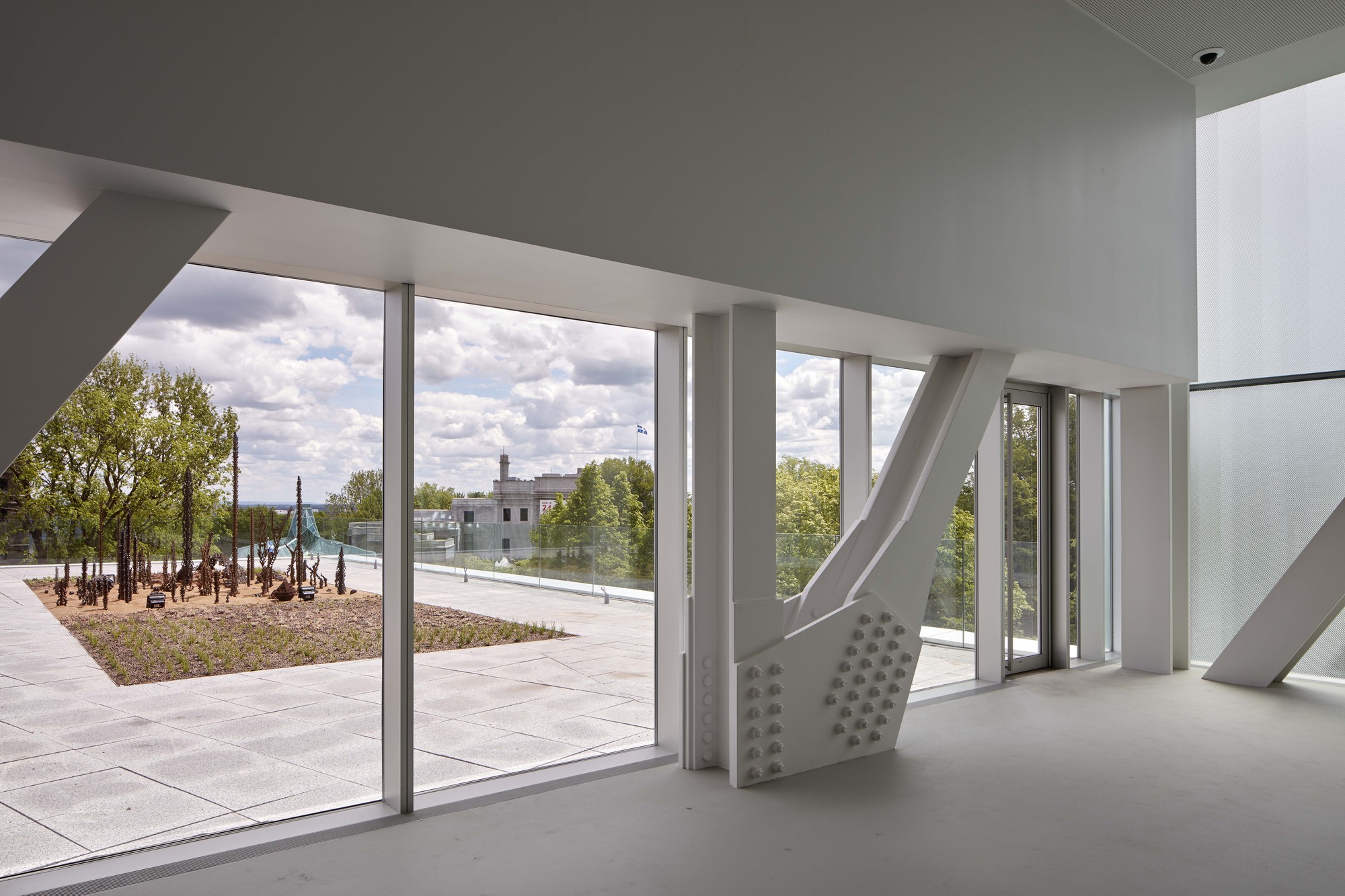 Gallery of Pierre Lassonde Pavilion at the Musée National des Beaux ...