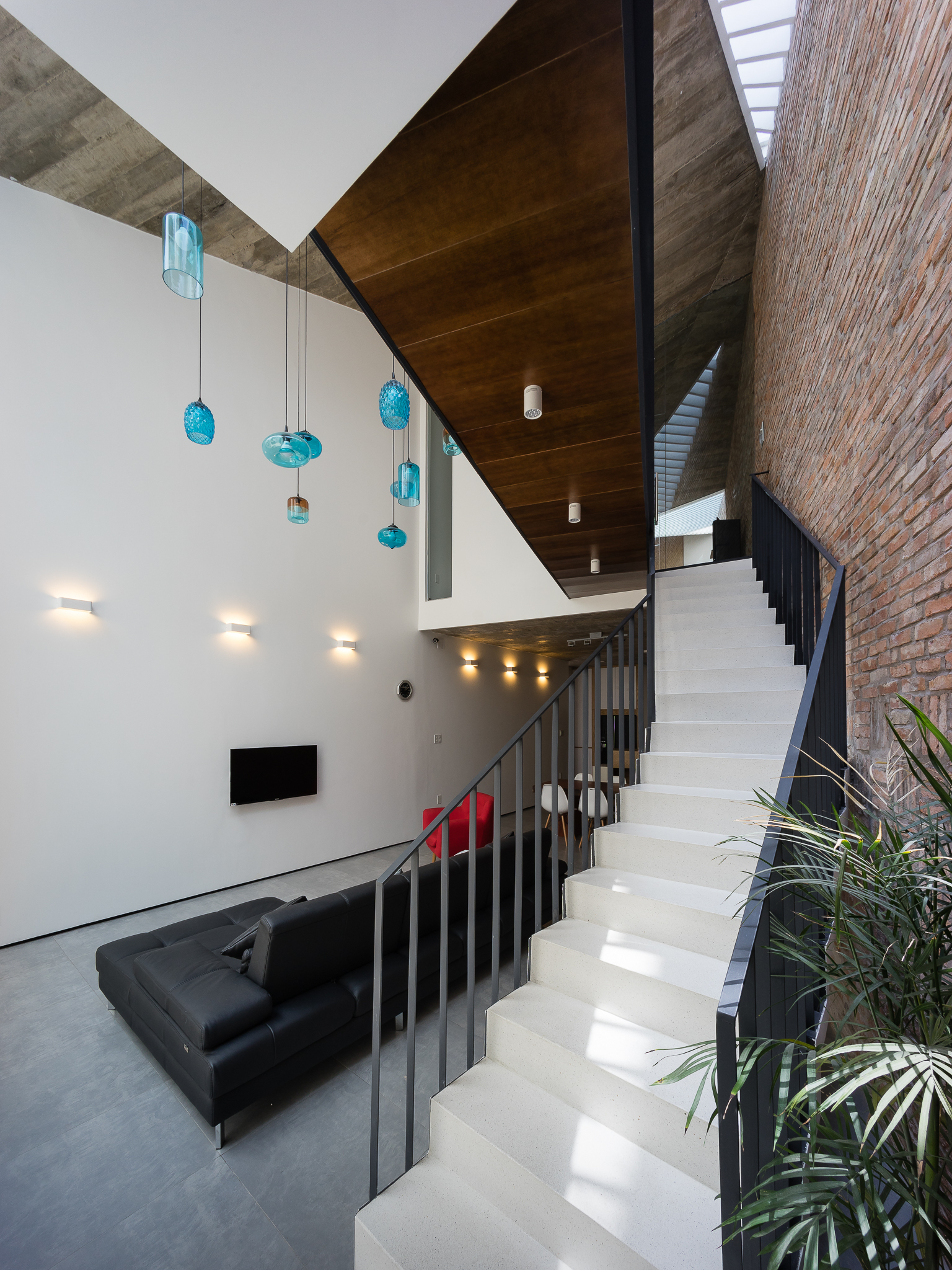 Gallery of 3 Houses / AD+studio - 11