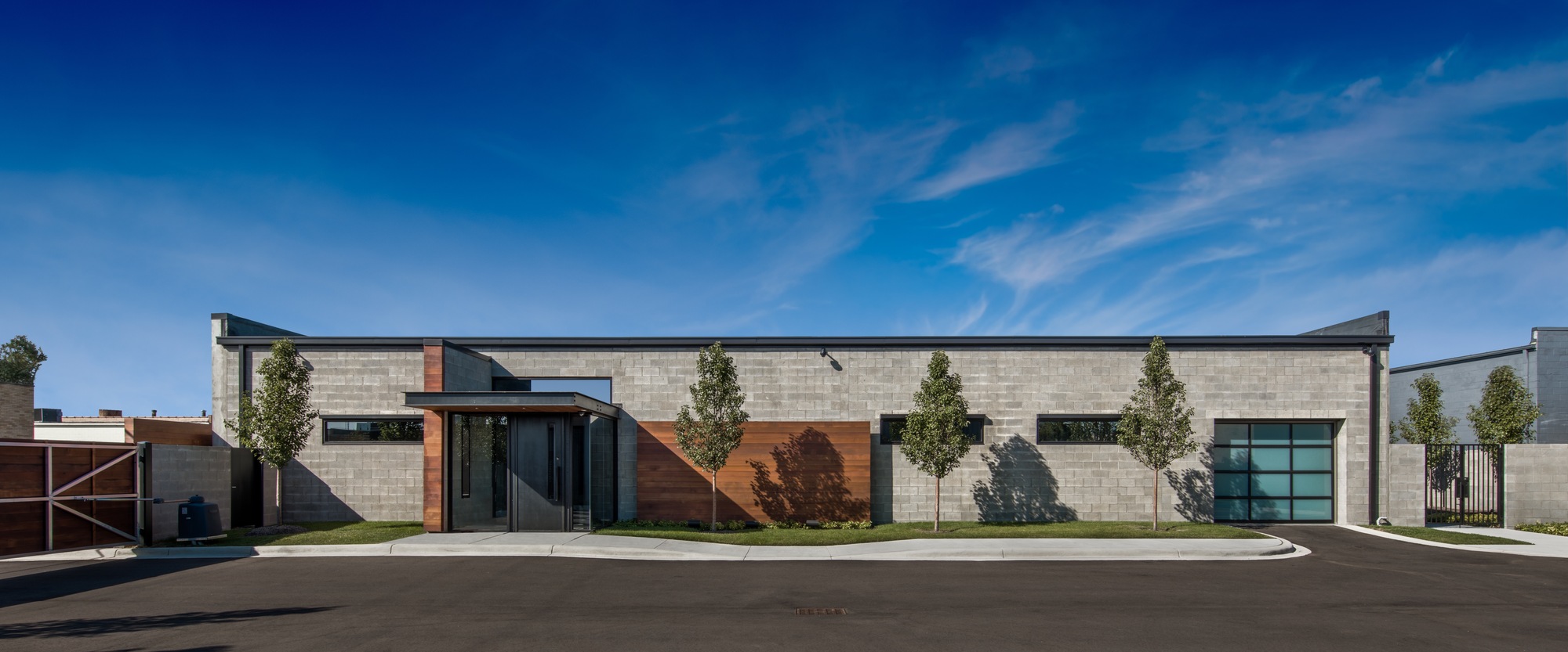 Gallery of Royal House Recording / Saroki Architecture - 2