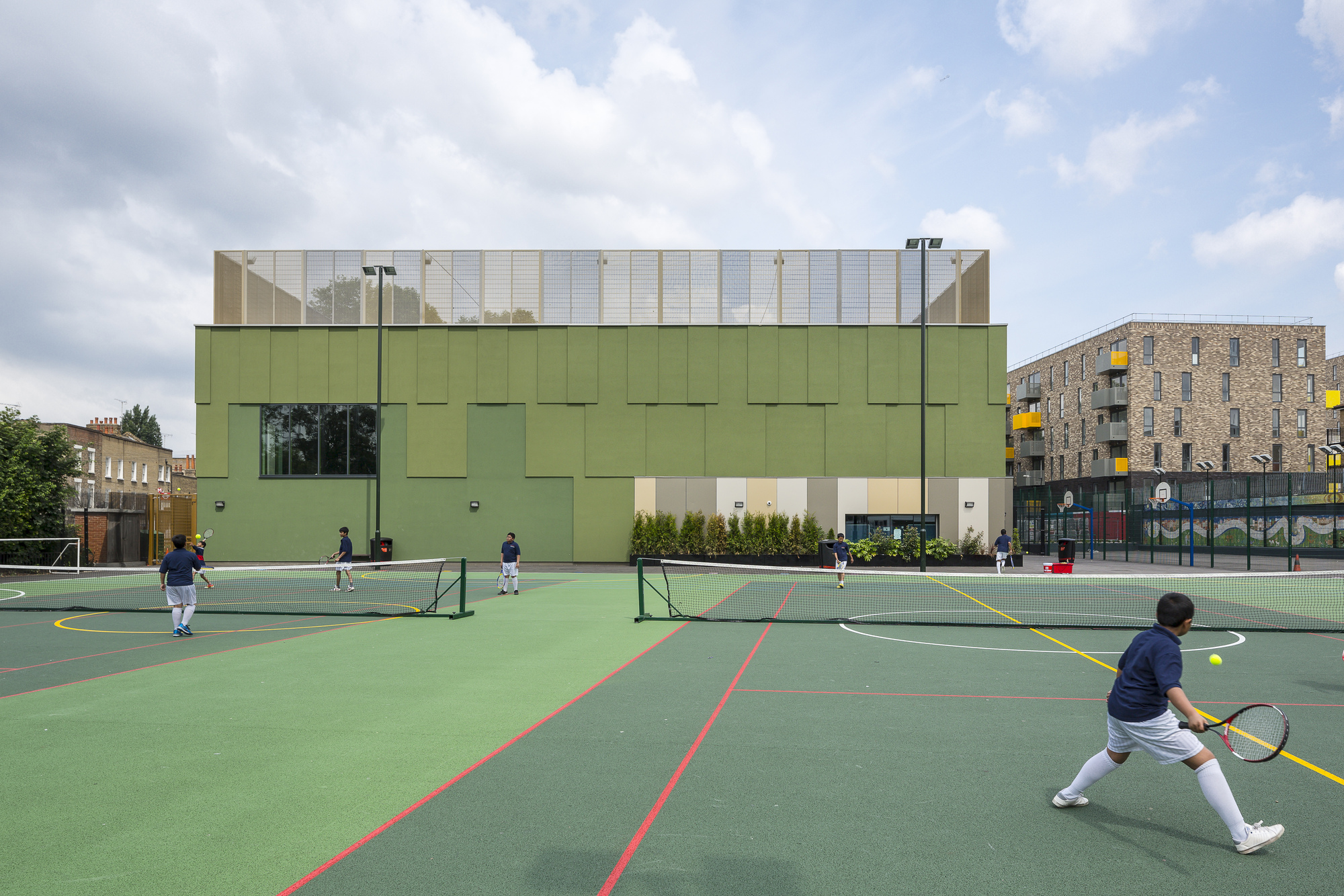 Gallery of Stepney Green College / Studio Woodroffe Papa - 9