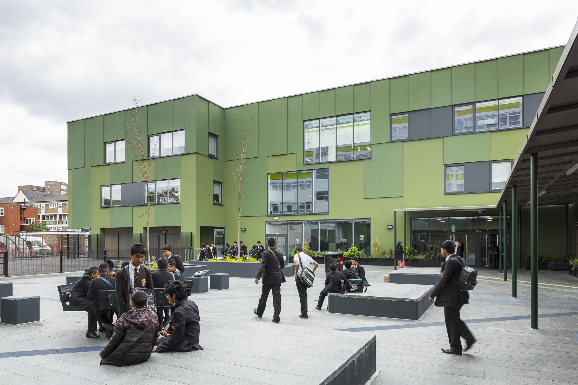 Stepney Green College / Studio Woodroffe Papa | ArchDaily