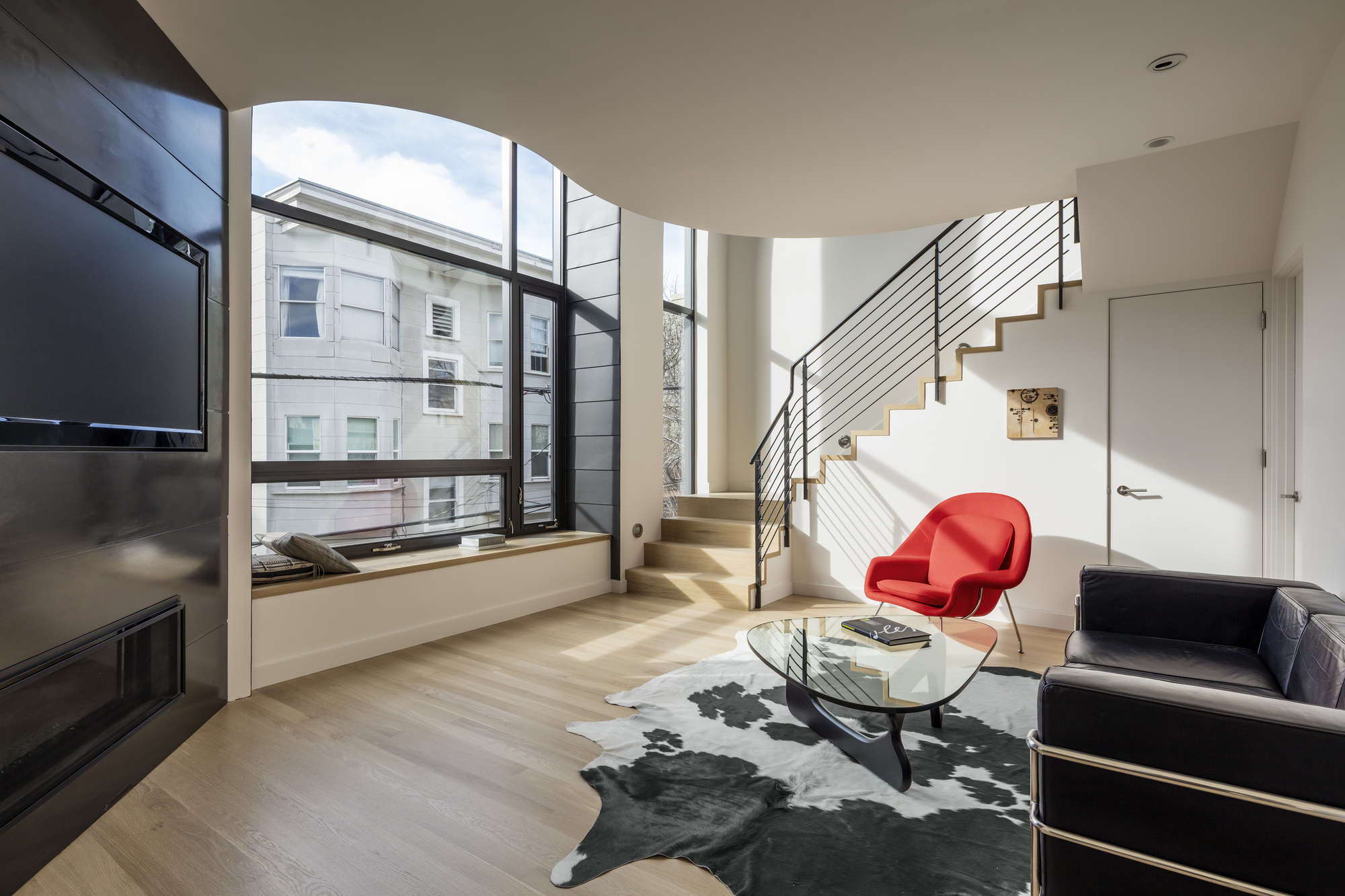 Gallery of Black Mass / Stephen Phillips Architects - 4