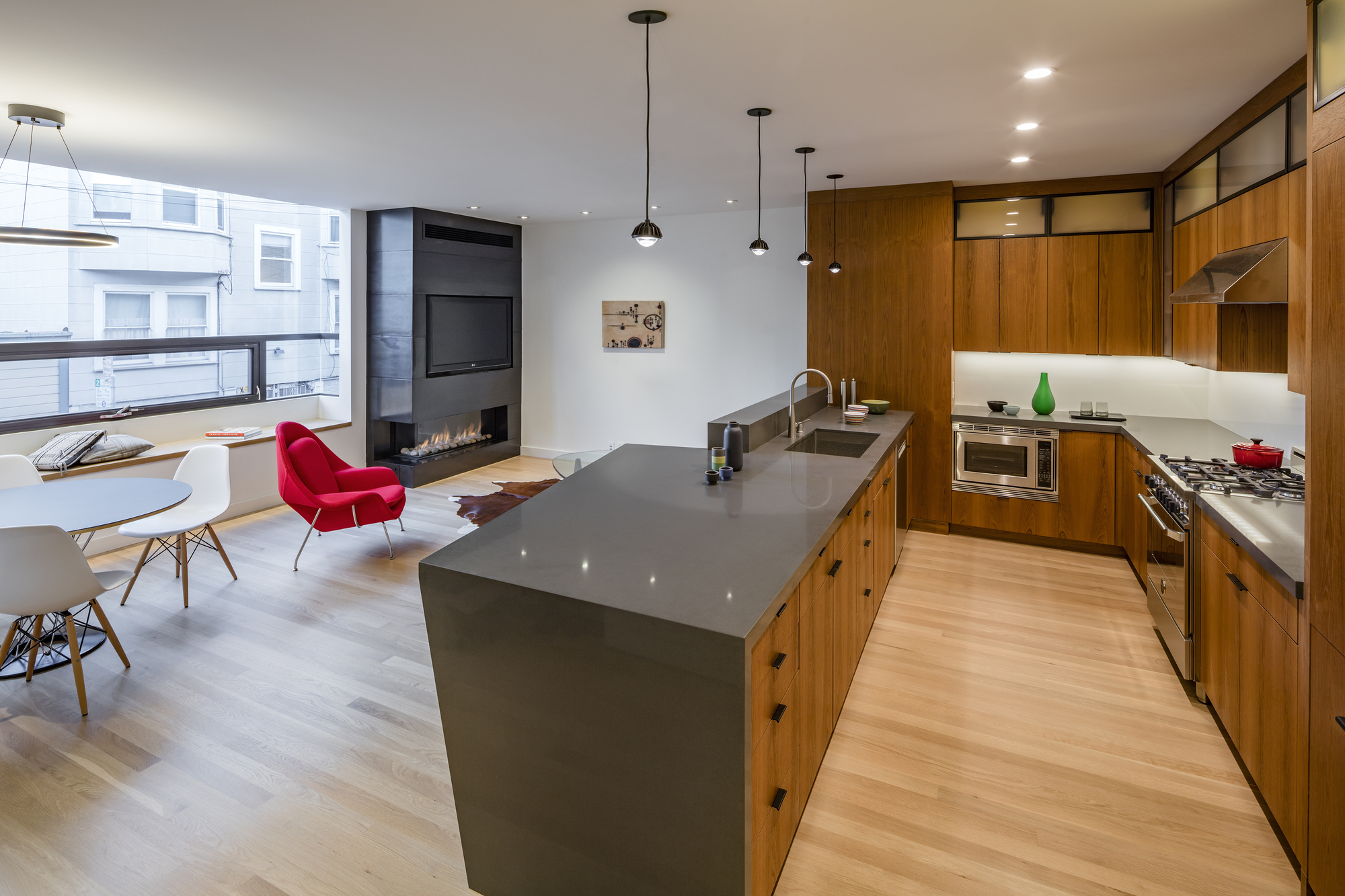 Gallery of Black Mass / Stephen Phillips Architects - 12