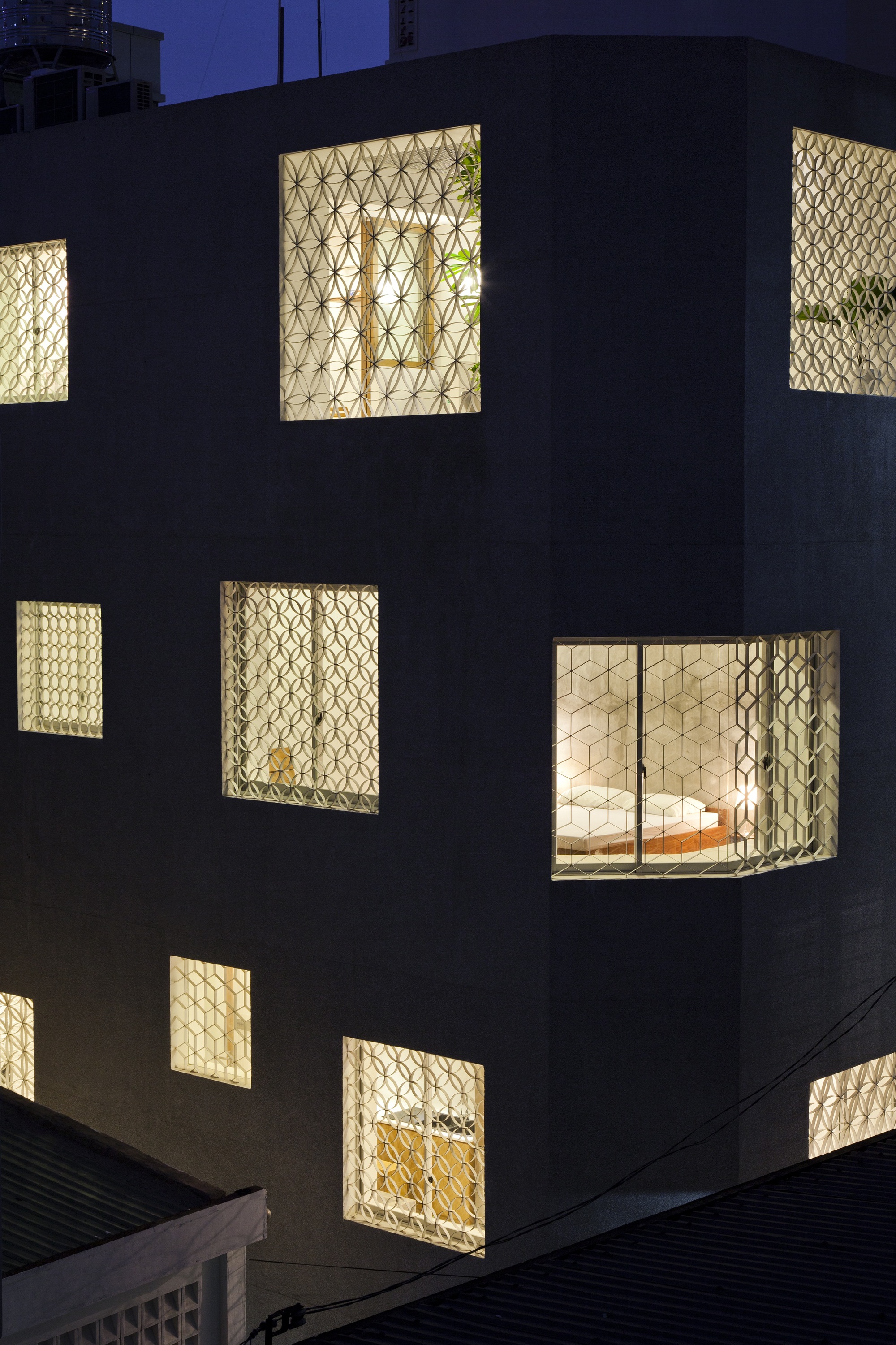 Gallery of HEM House / Sanuki Daisuke architects - 2