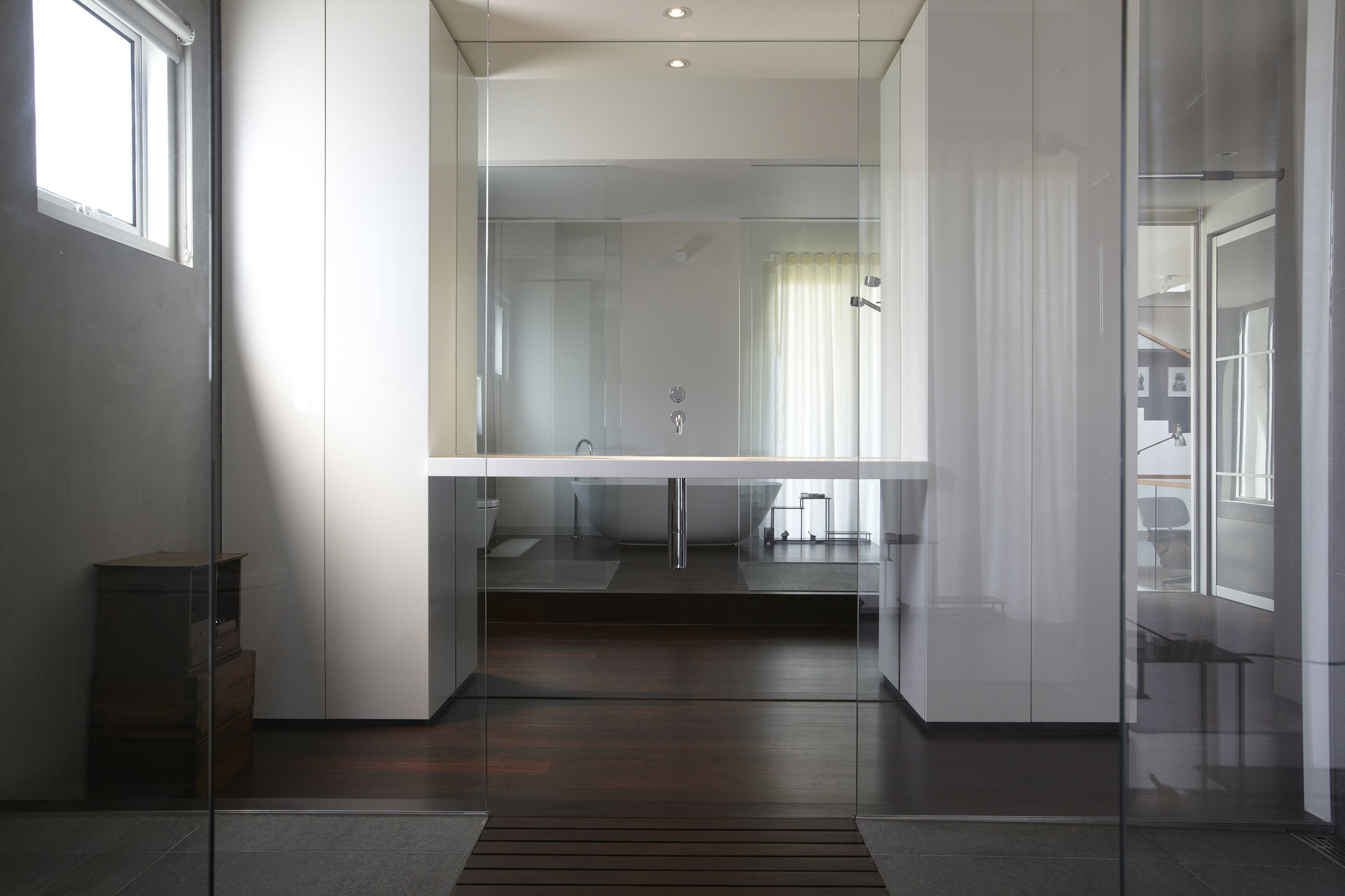 Gallery of The Wolf House / Wolf Architects - 30