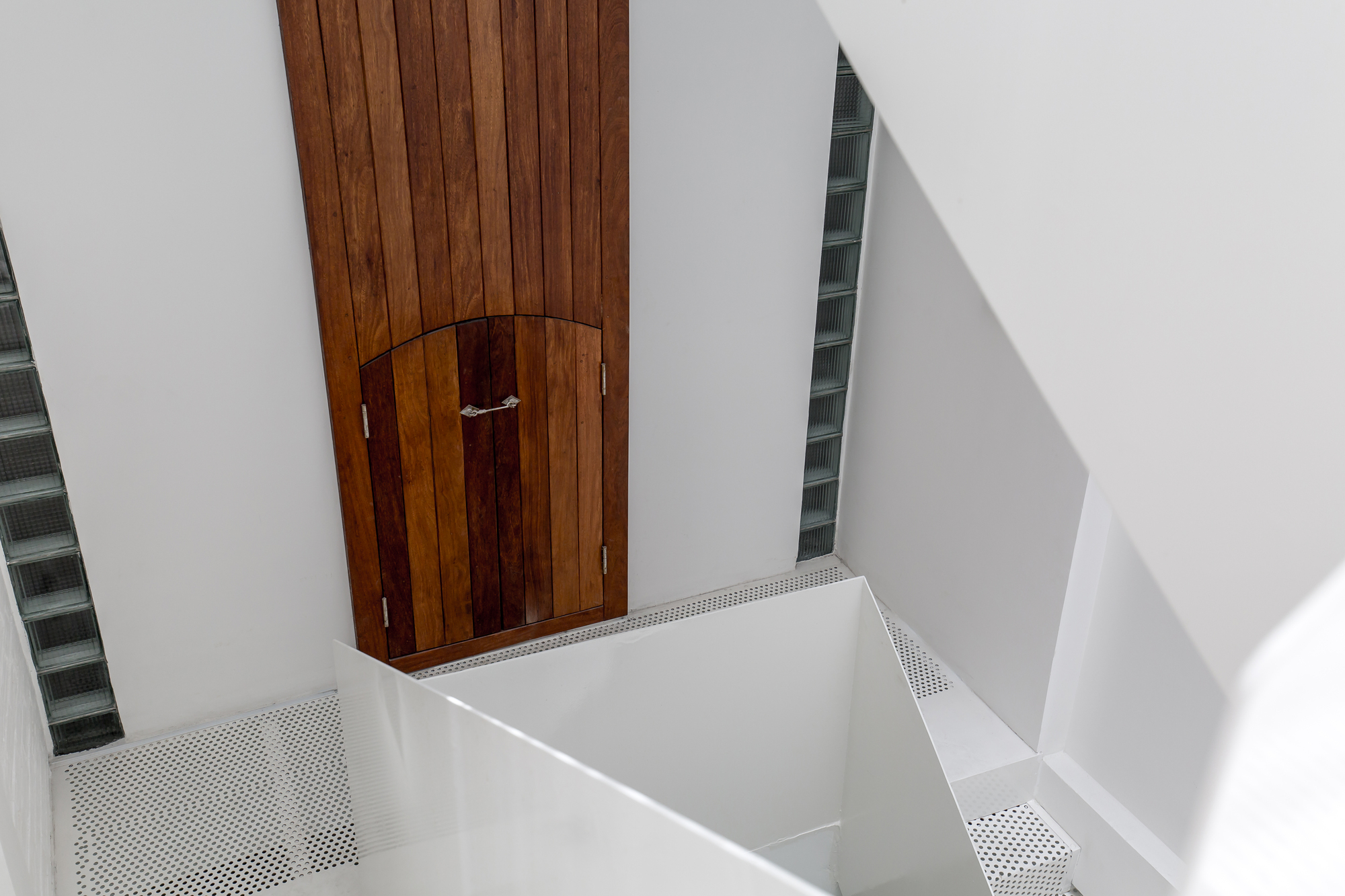 Gallery of 3x10 House / AHL architects associates - 18