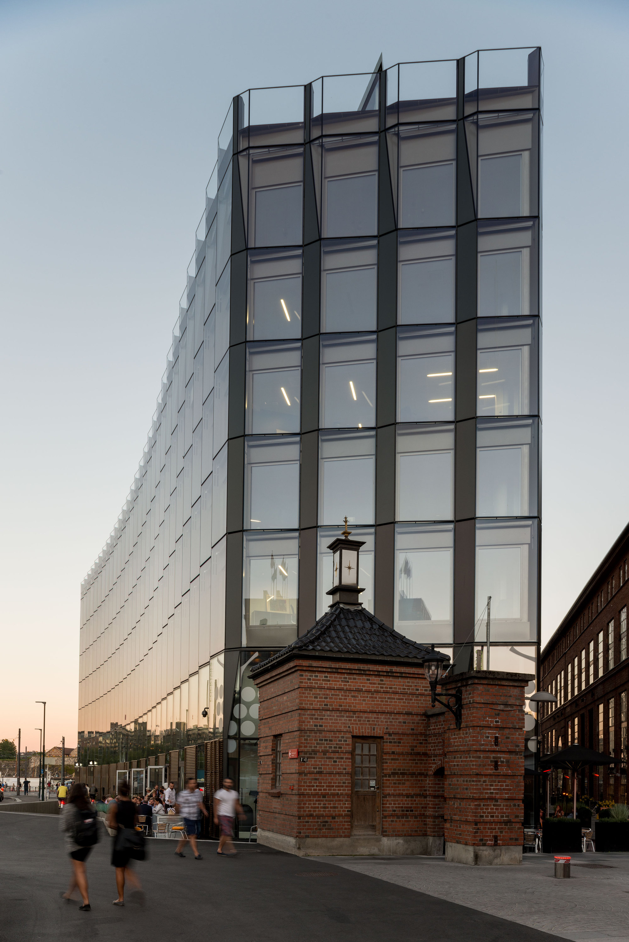 Gallery of Stranden 1 / Ghilardi+Hellsten Arkitekter AS - 8