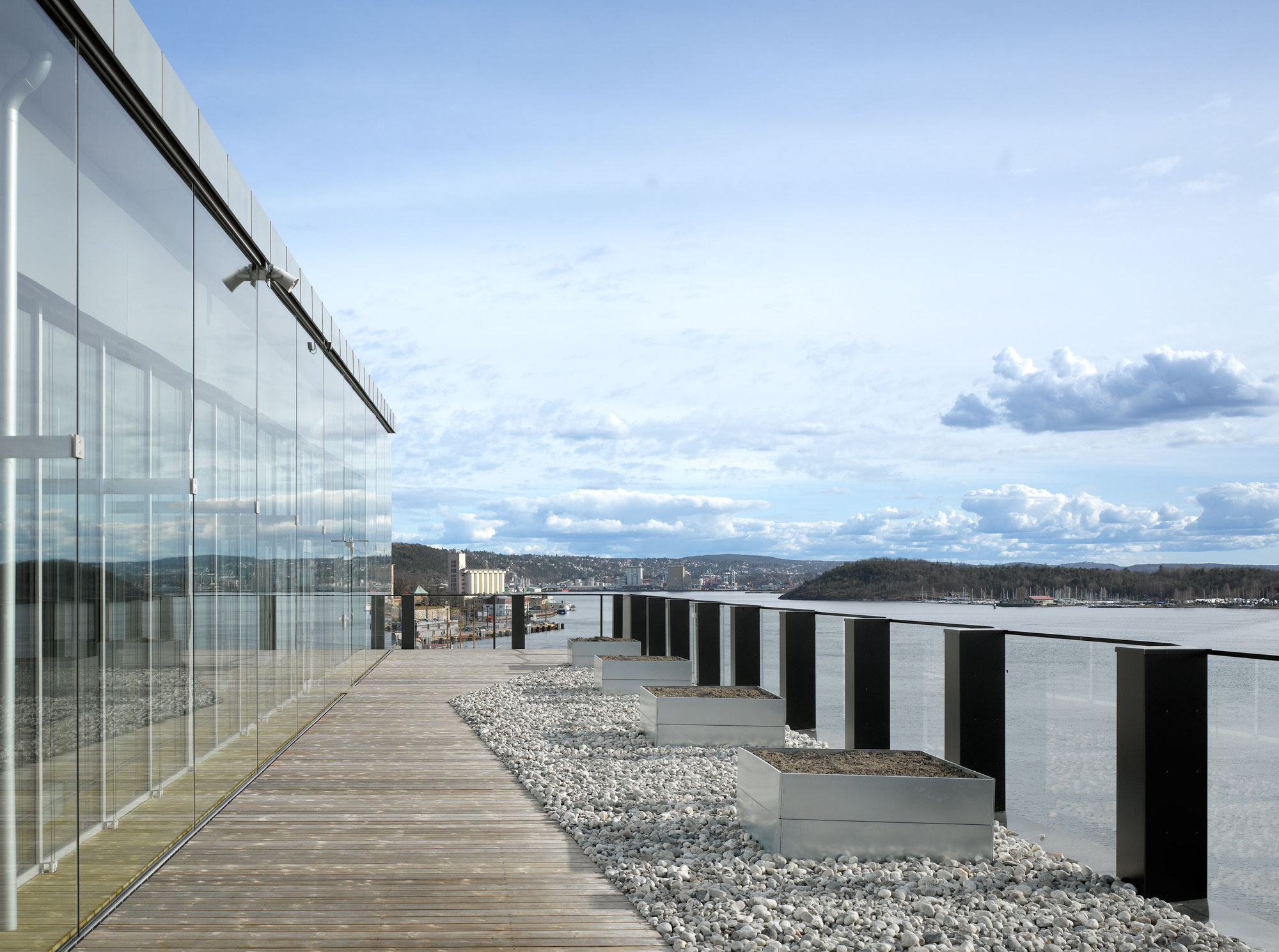 Gallery of Stranden 1 / Ghilardi+Hellsten Arkitekter AS - 10