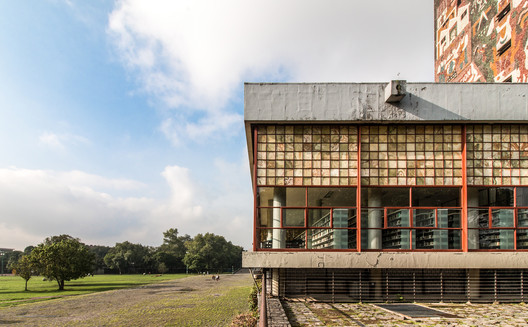 Architecture Classics: UNAM Central Library / Juan O'Gorman | ArchDaily