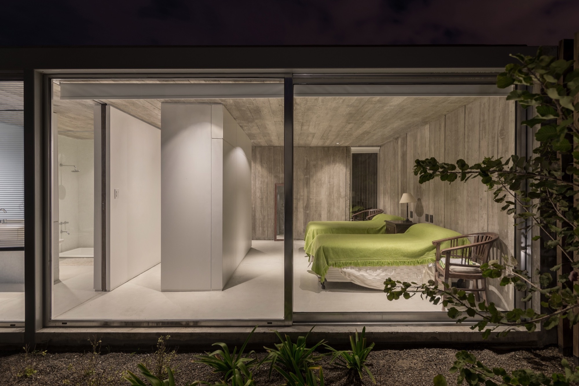 Gallery of House in Palihue / Bernardo Rosello - 5