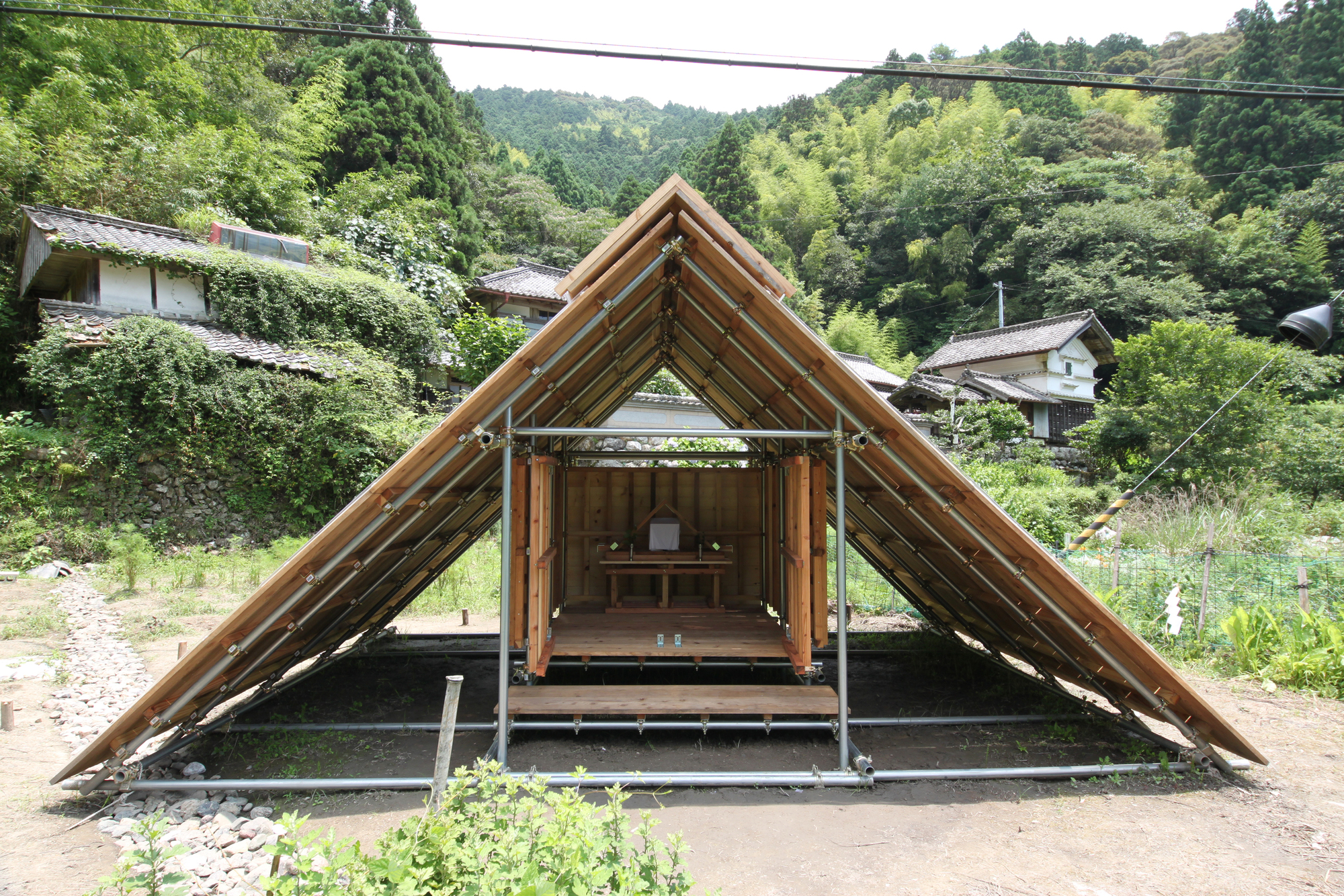 Gallery of Self-build Shinto Shrine / Kikuma Watanabe - 8
