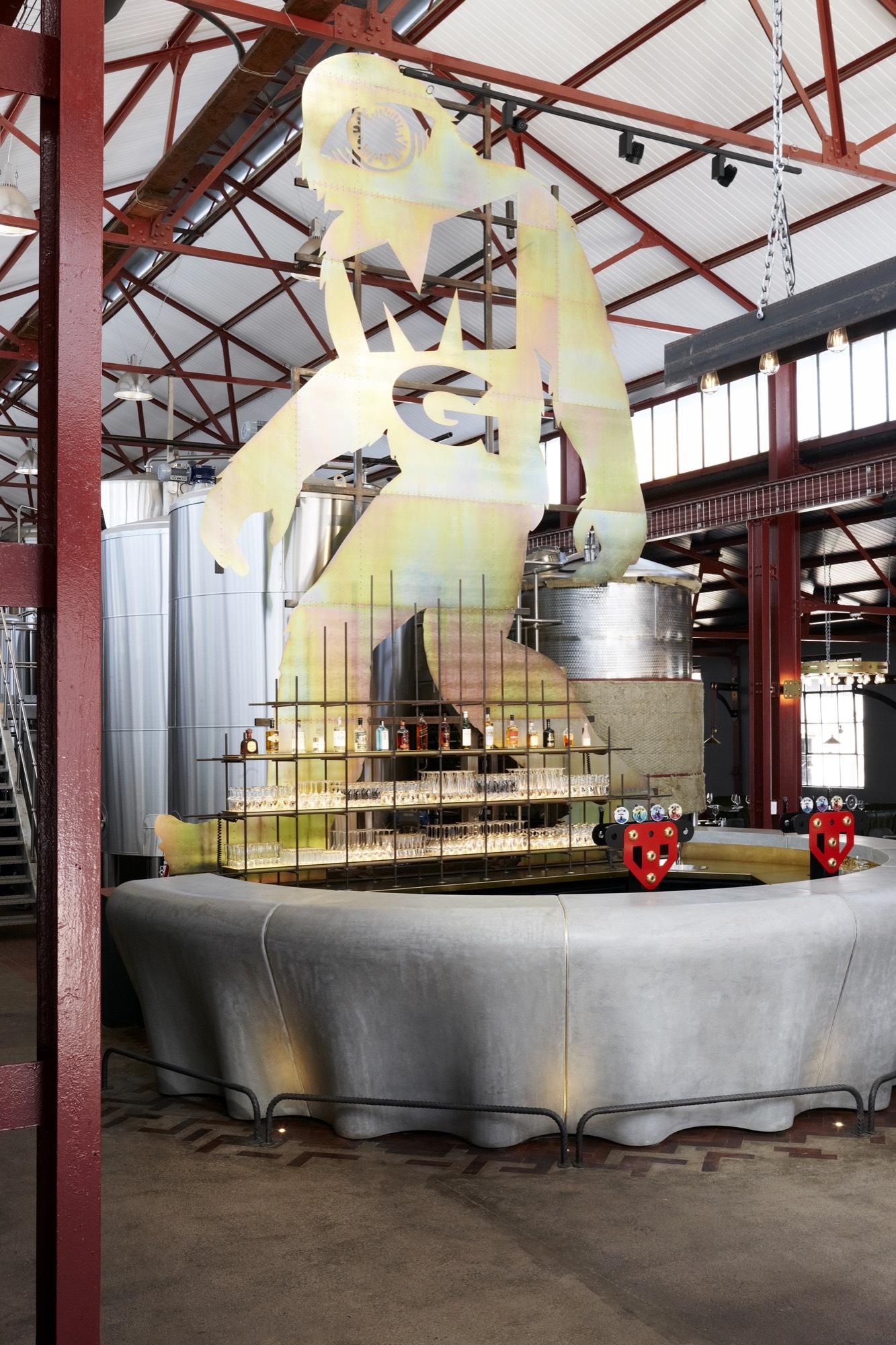Gallery of Mad Giant Beer Interior / Haldane Martin - 6