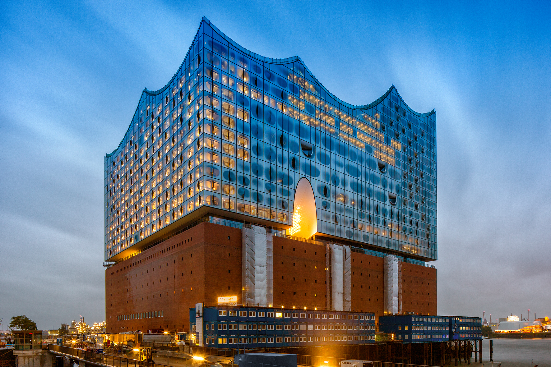Gallery of Herzog & de Meuron's Elbphilharmonie Finally Gets Opening ...