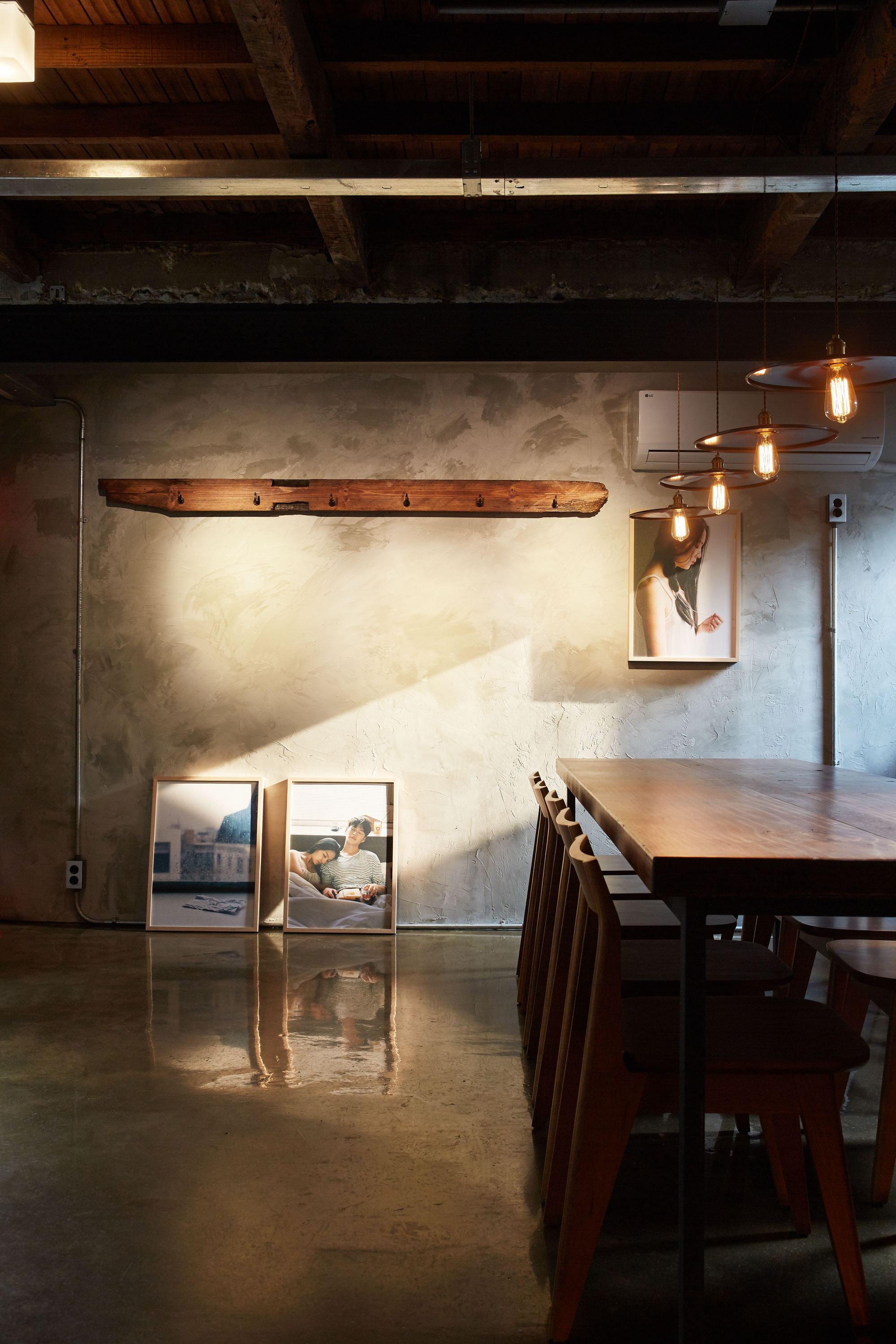 Gallery of IHWARUAE / Z_Lab - 4