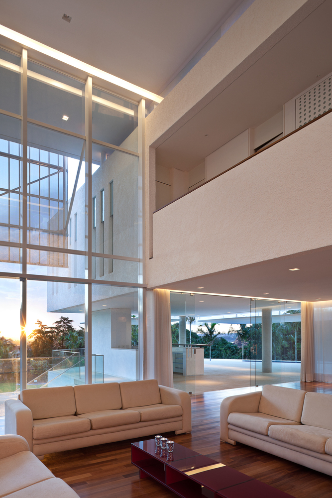 Gallery of Material Focus: House in Lago Sul Qi 25 by Sérgio Parada ...