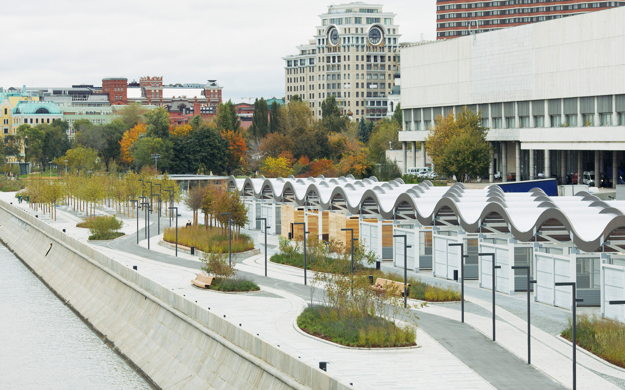 Gallery of 8 Projects that Exemplify Moscow's Urban Movement - 16