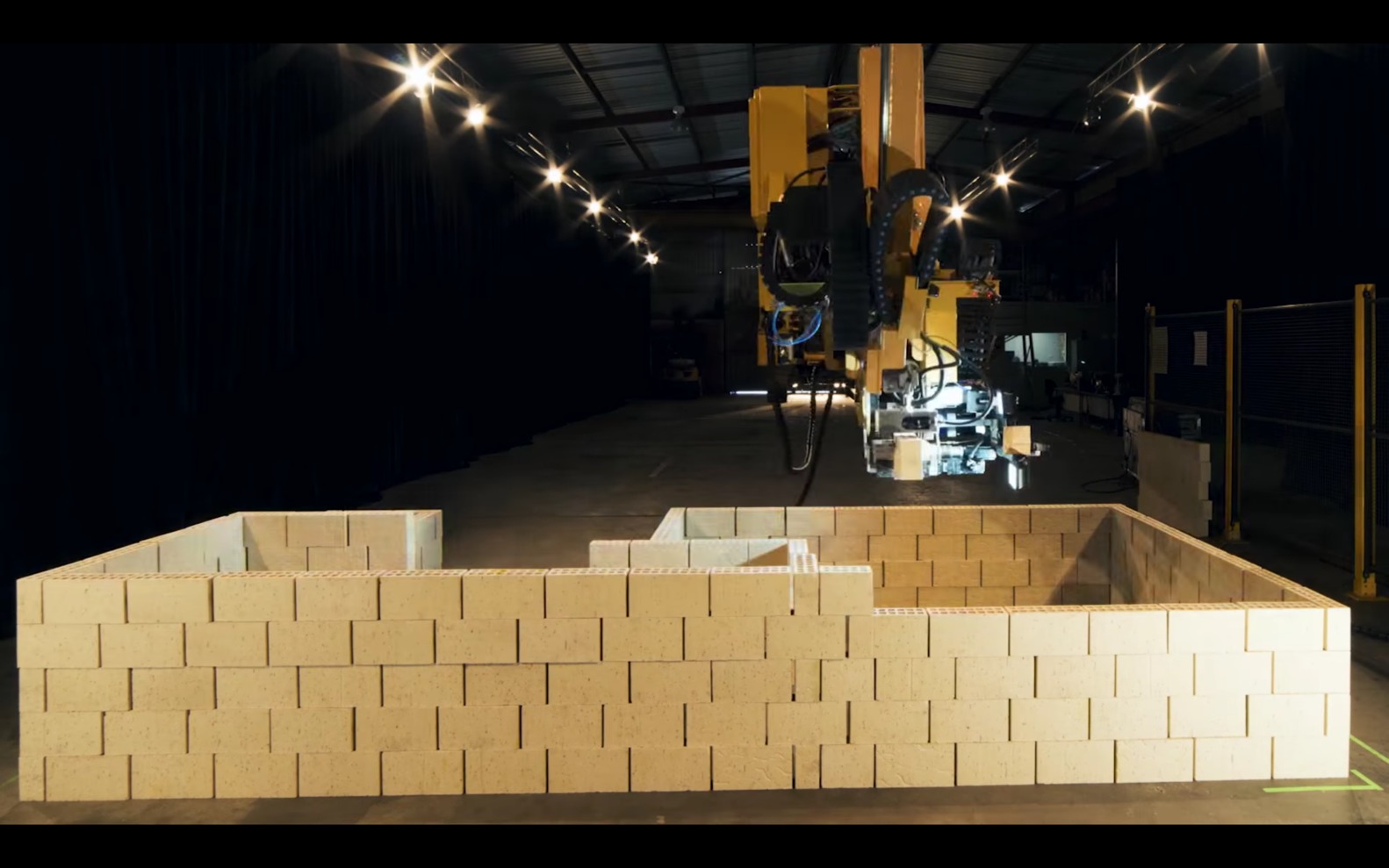 Gallery of This Brick-Laying Robot Can Construct an Entire House in ...