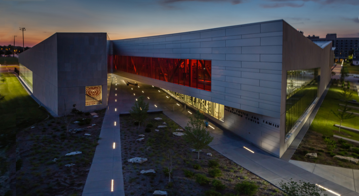 Gallery of Bill R. Foster and Family Recreation Center / Cannon Design - 12